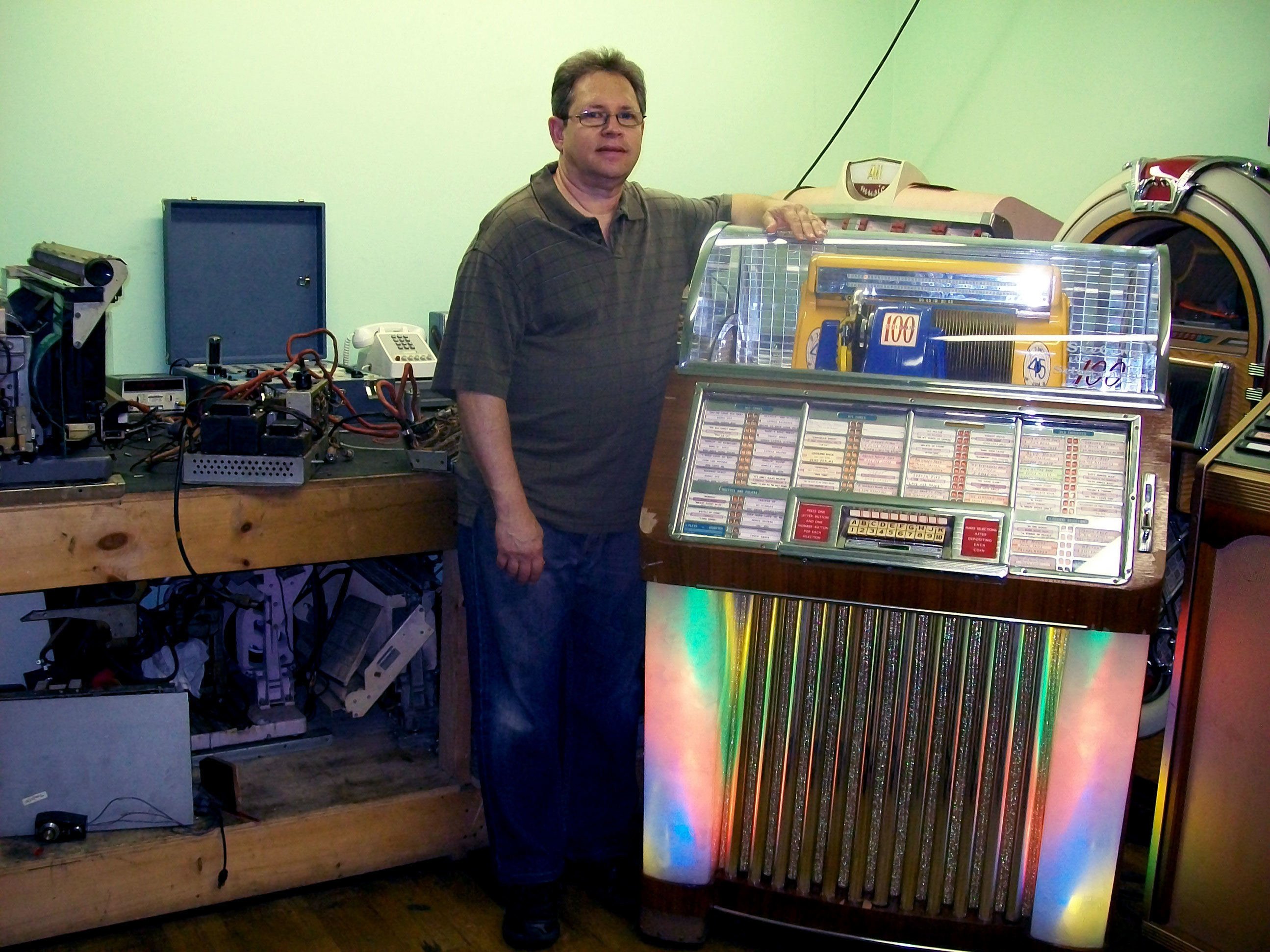 Jukebox With Records