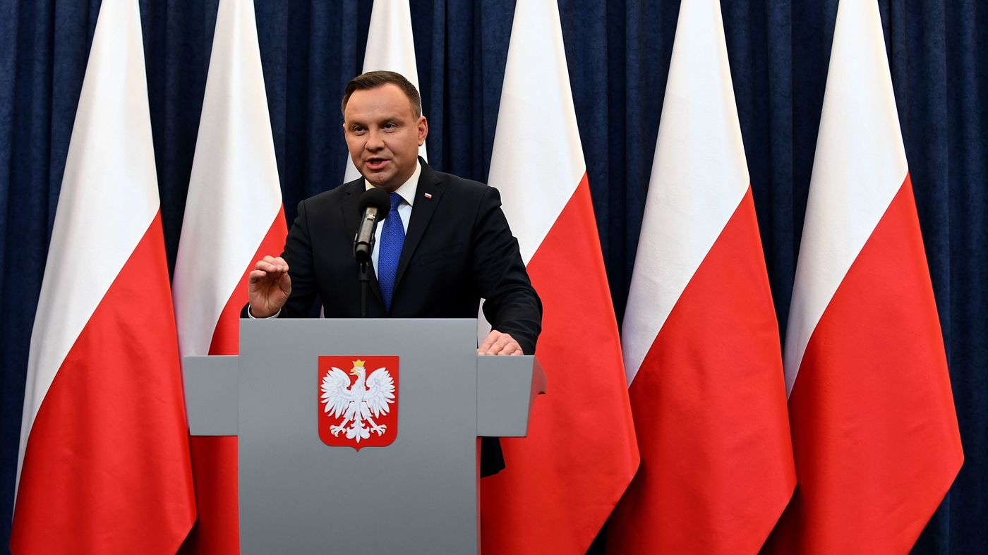 Polish President Signs Bill Giving Jail Time For Implicating Poland In ...
