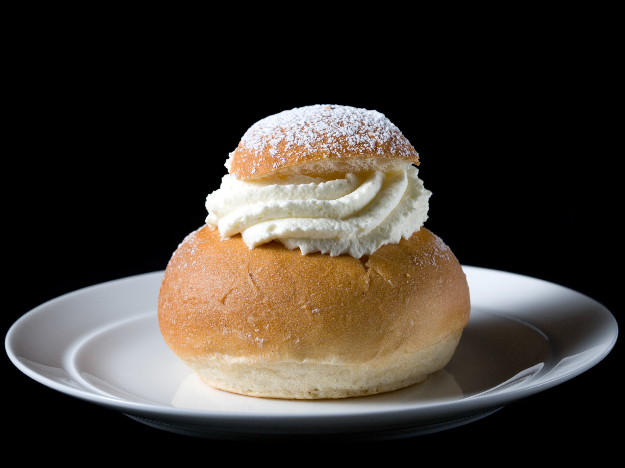 'Semla Man': The Pastry-Eating Superhero Sweden Needs On Fat Tuesday ...