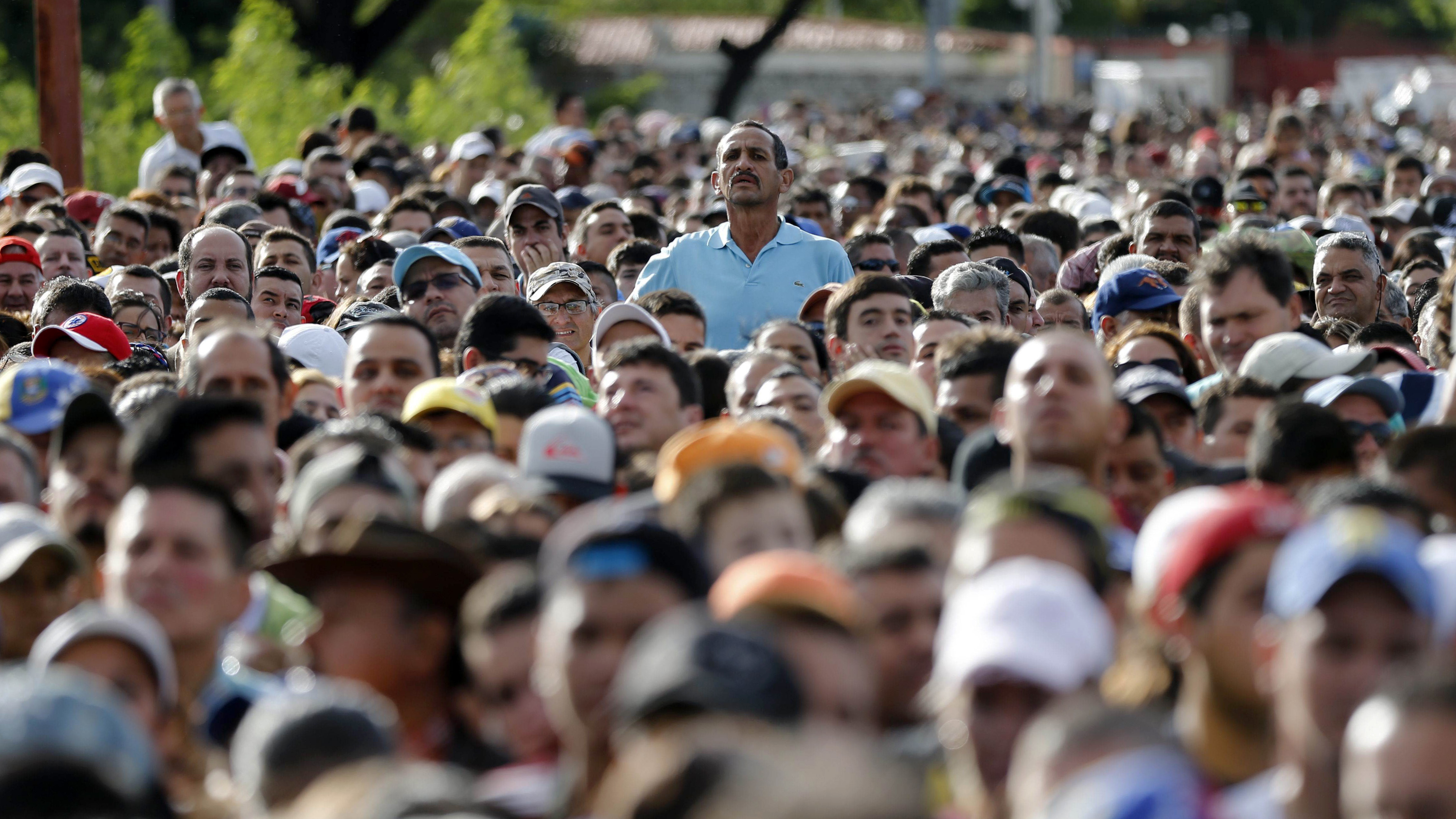 Venezuela's Deepening Crisis Triggers Mass Migration Into Colombia ...