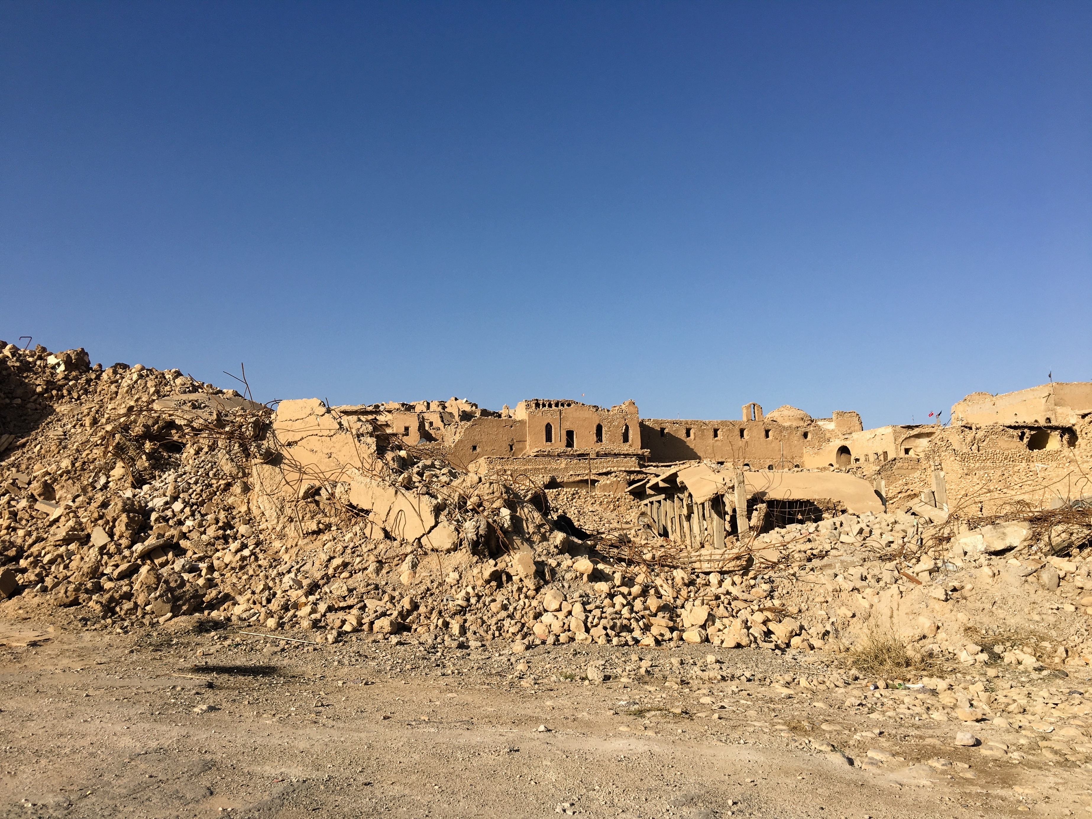 Yazidis Remain In Fear On Iraq's Mount Sinjar After Attempted Genocide ...