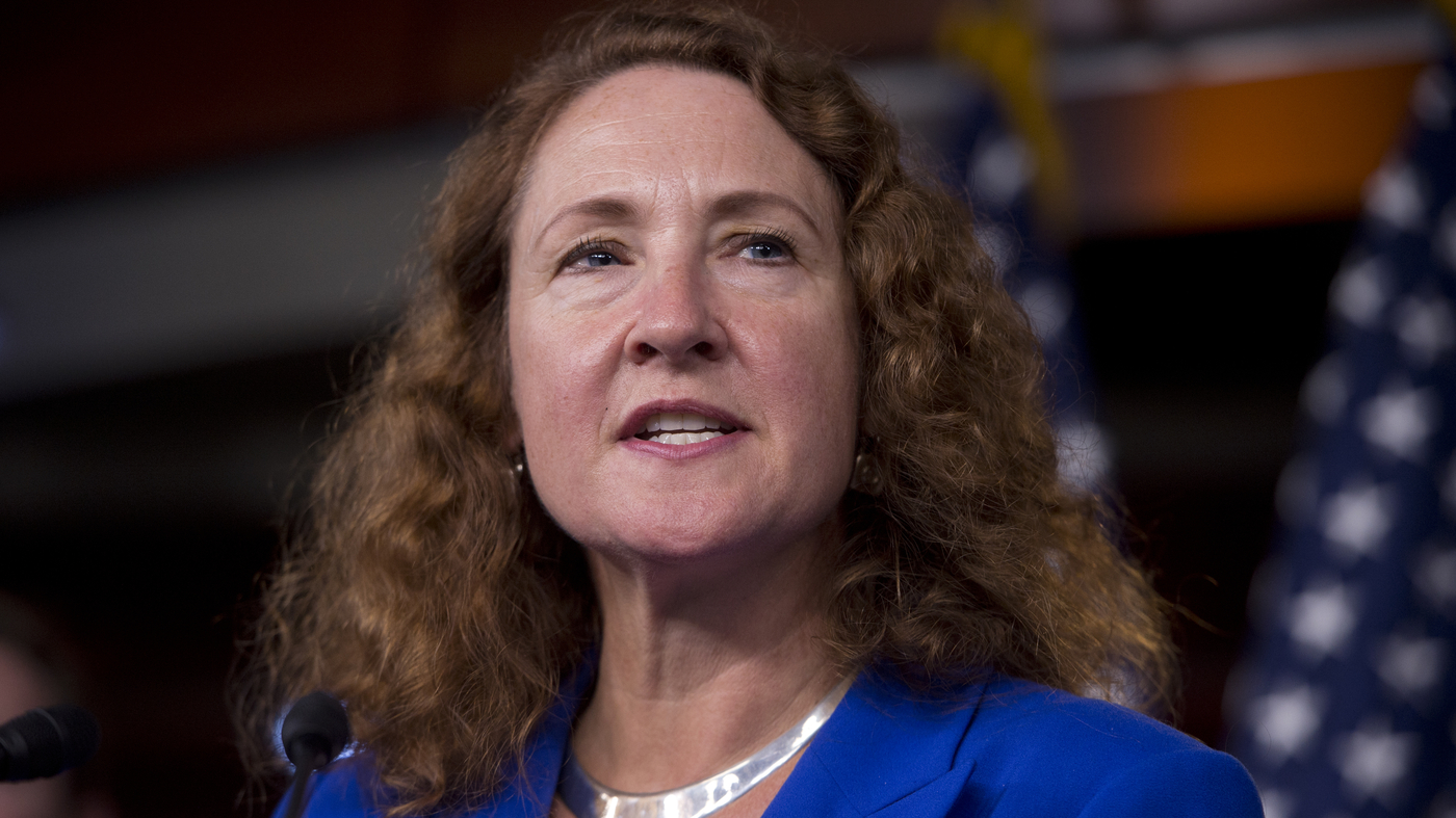 After Alleged Abuse Of One Aide By Another, Rep. Elizabeth Esty Won't ...
