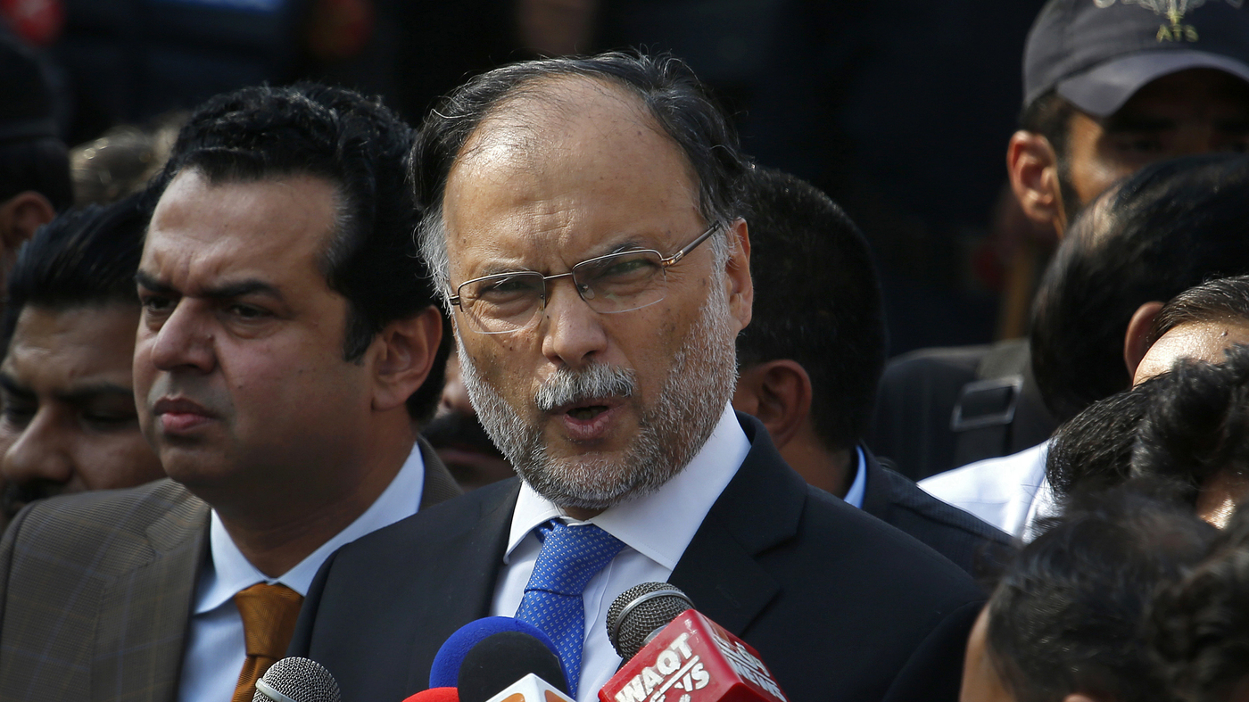 Pakistan's Interior Minister Survives Suspected Assassination Attempt ...