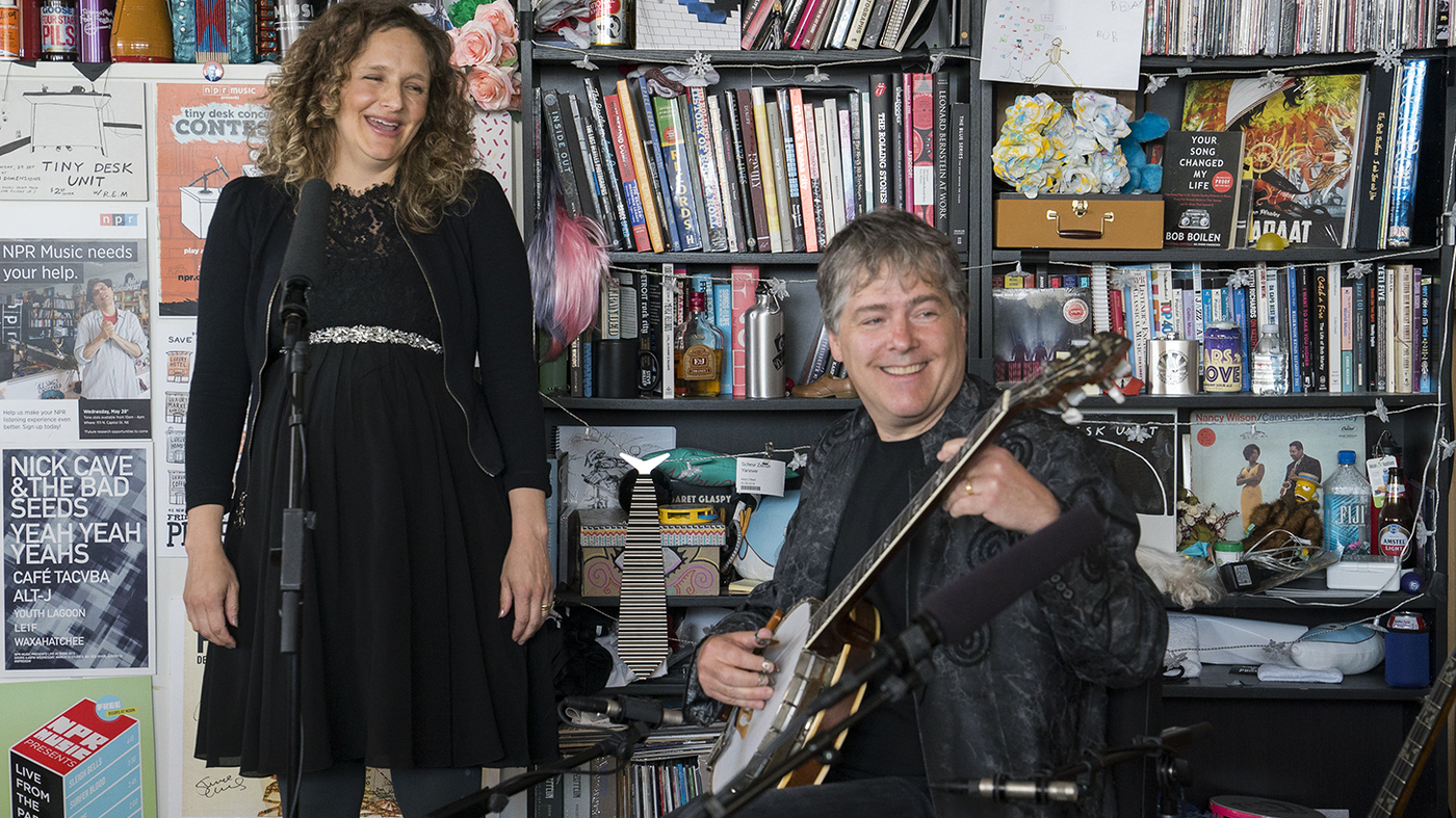 Bela Fleck And Abigail Washburn: Tiny Desk Concert : NPR