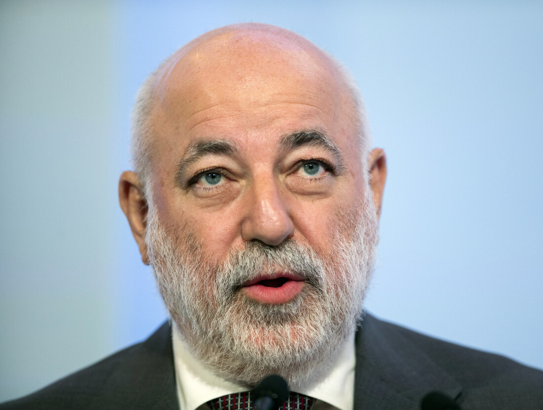 The Russia Investigations: Another Oligarch Becomes Embroiled In The ...