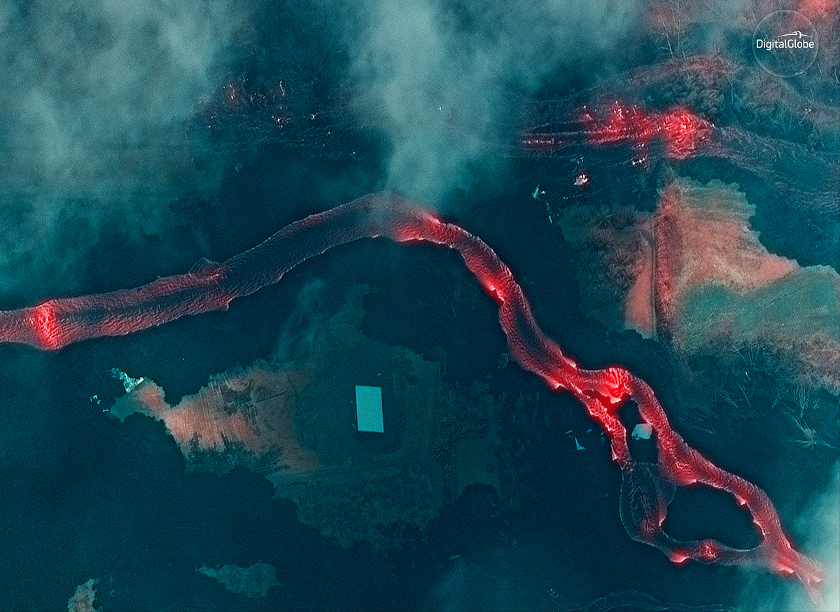 Hawaii Volcano's Lava Spews 'Laze' Of Toxic Gas And Glass Into The Air ...