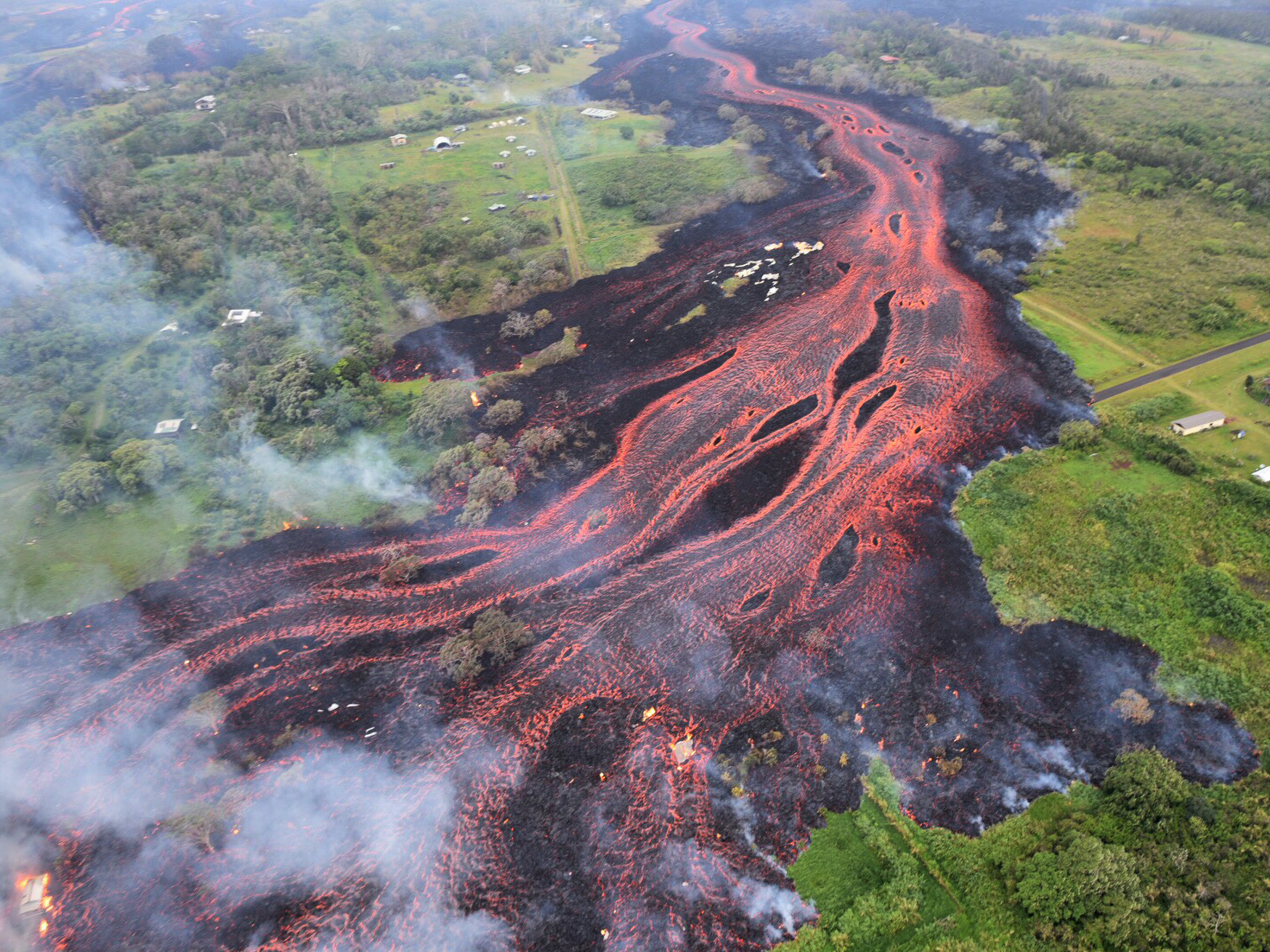 Hawaii Volcano's Lava Spews 'Laze' Of Toxic Gas And Glass Into The Air ...