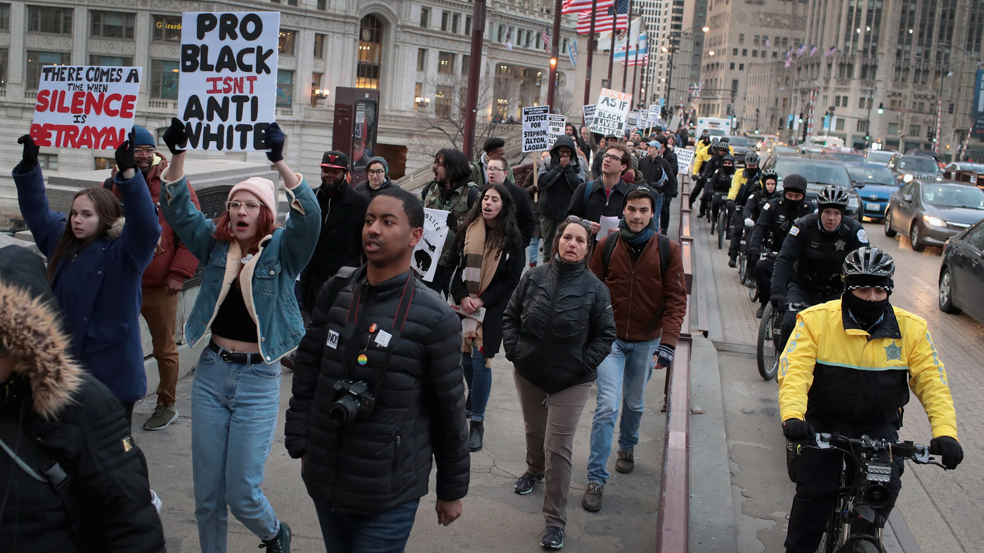 Chicago Debates If Civilian Groups Should Oversee Police : NPR