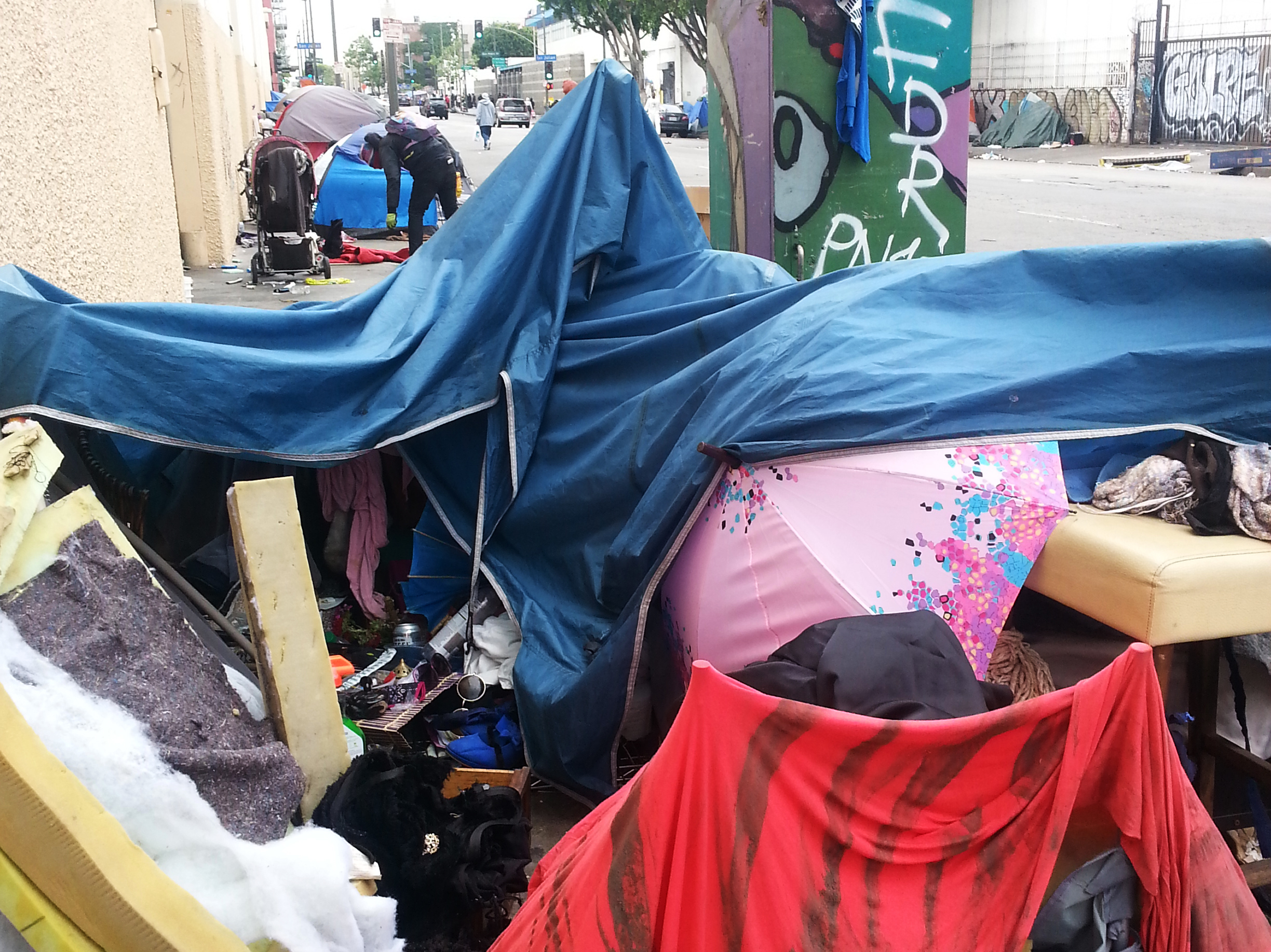 Women Of LA's Skid Row Tell Their Stories Through The Anger, Despair On ...