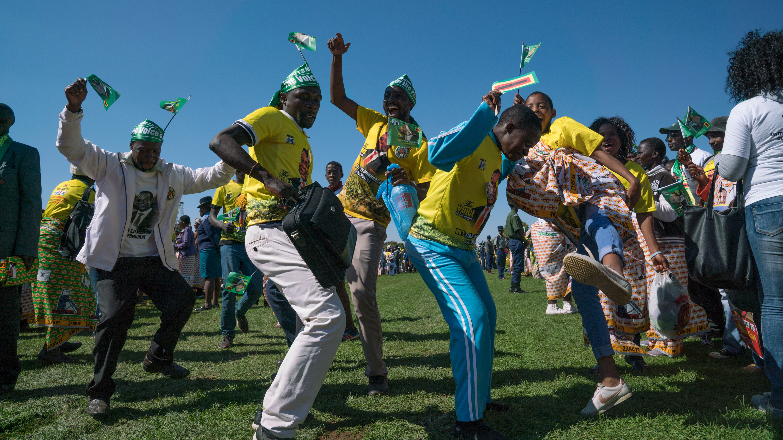 Zimbabwe's President Emmerson Mnangagwa Unharmed After Explosion At ...