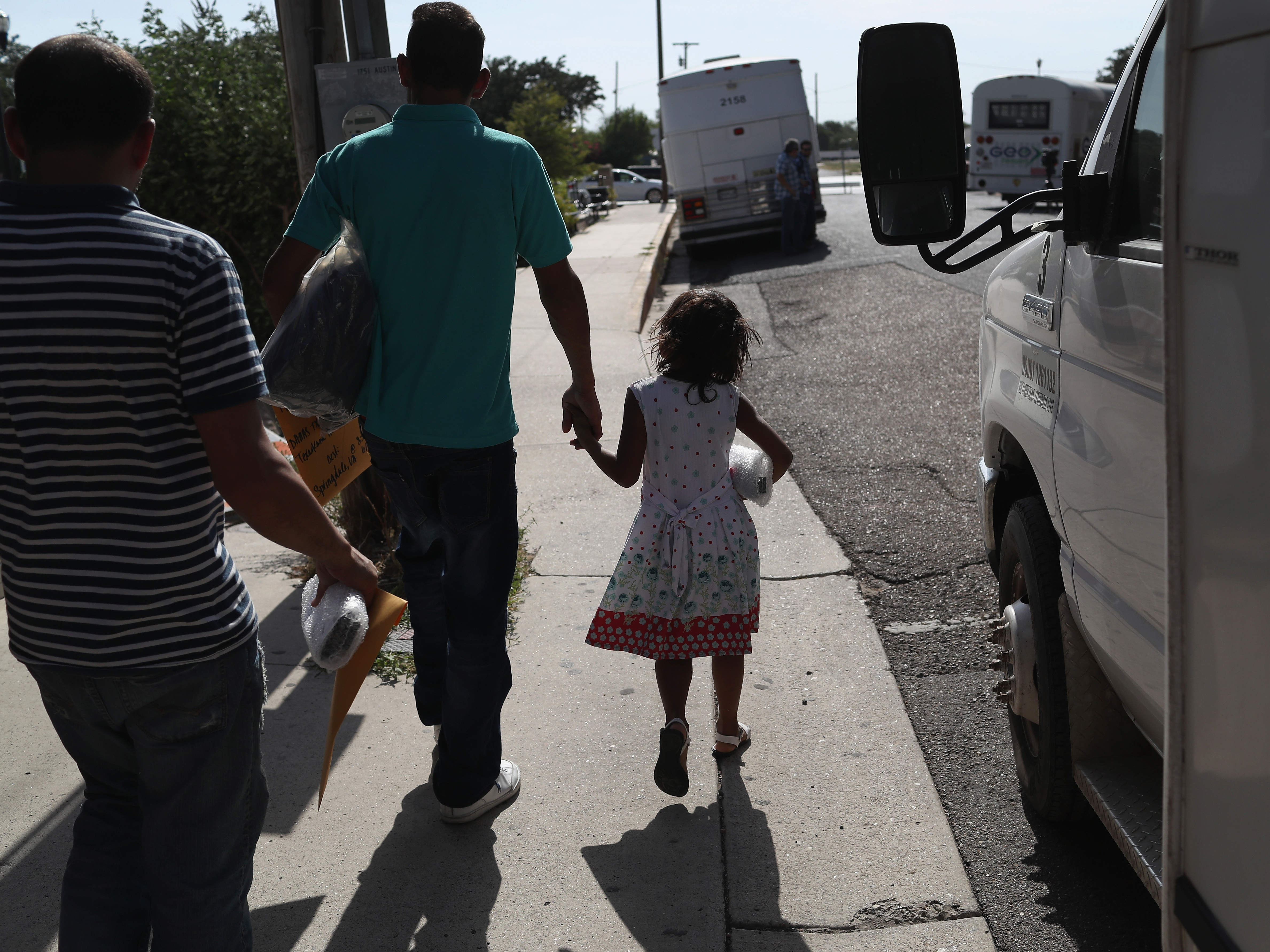 Some Migrant Parents Agreeing To Self-Deport To Reunite With Children ...