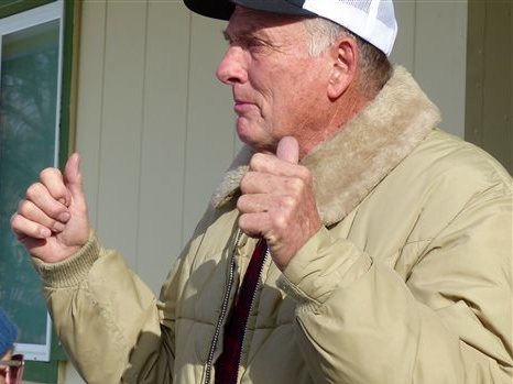 Trump Pardons Ranchers Dwight And Steven Hammond Over 2012 Arson ...