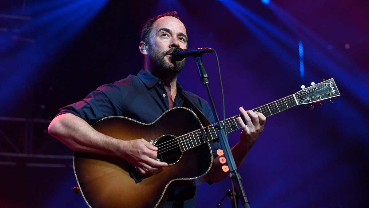 'Change Is Never Easy': Dave Matthews' Past Motivates His Present ...