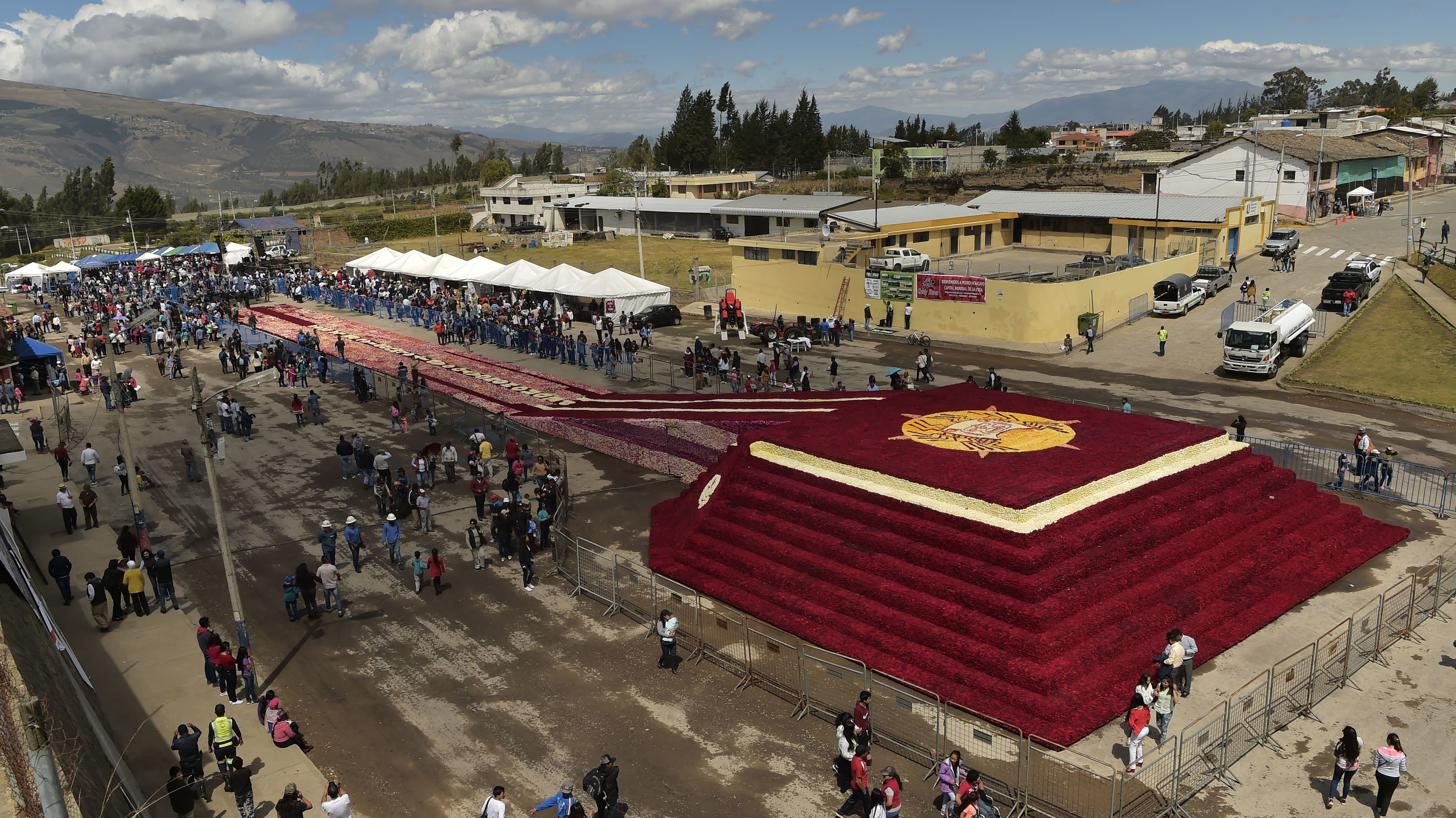 Ecuador Builds Pyramid Of Roses In Attempt To Set A World Record | WBUR