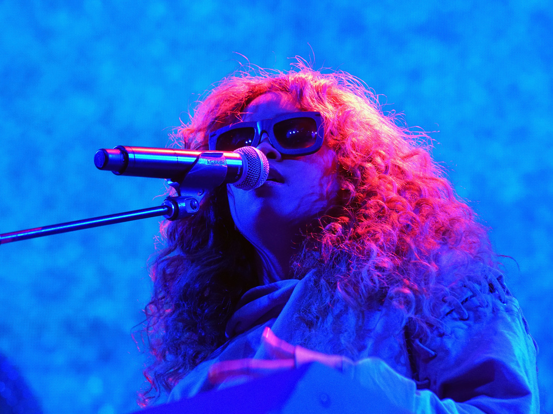 H.E.R. Prepares For Debut Album With 'I Used To Know Her: The Prelude ...