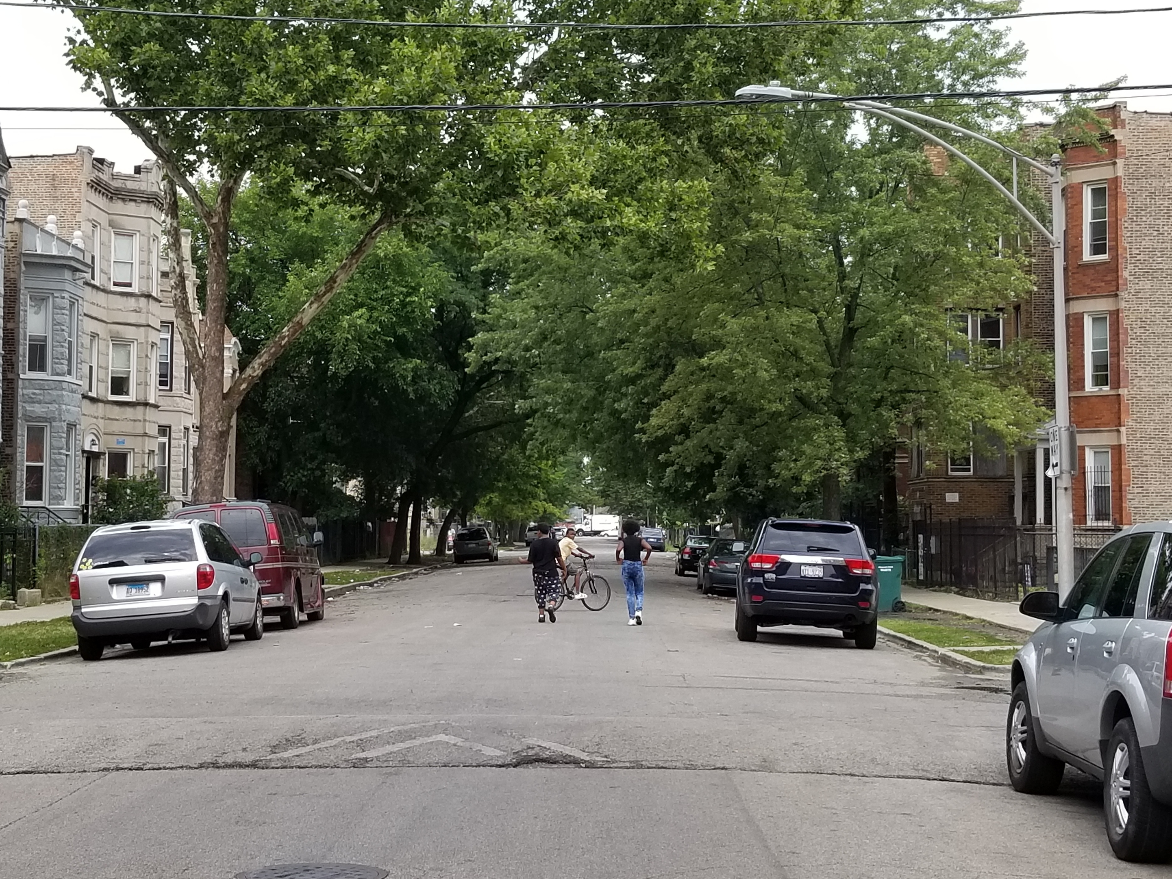 Chicago Officials Ask People To Speak Up After A Dozen Killed In ...