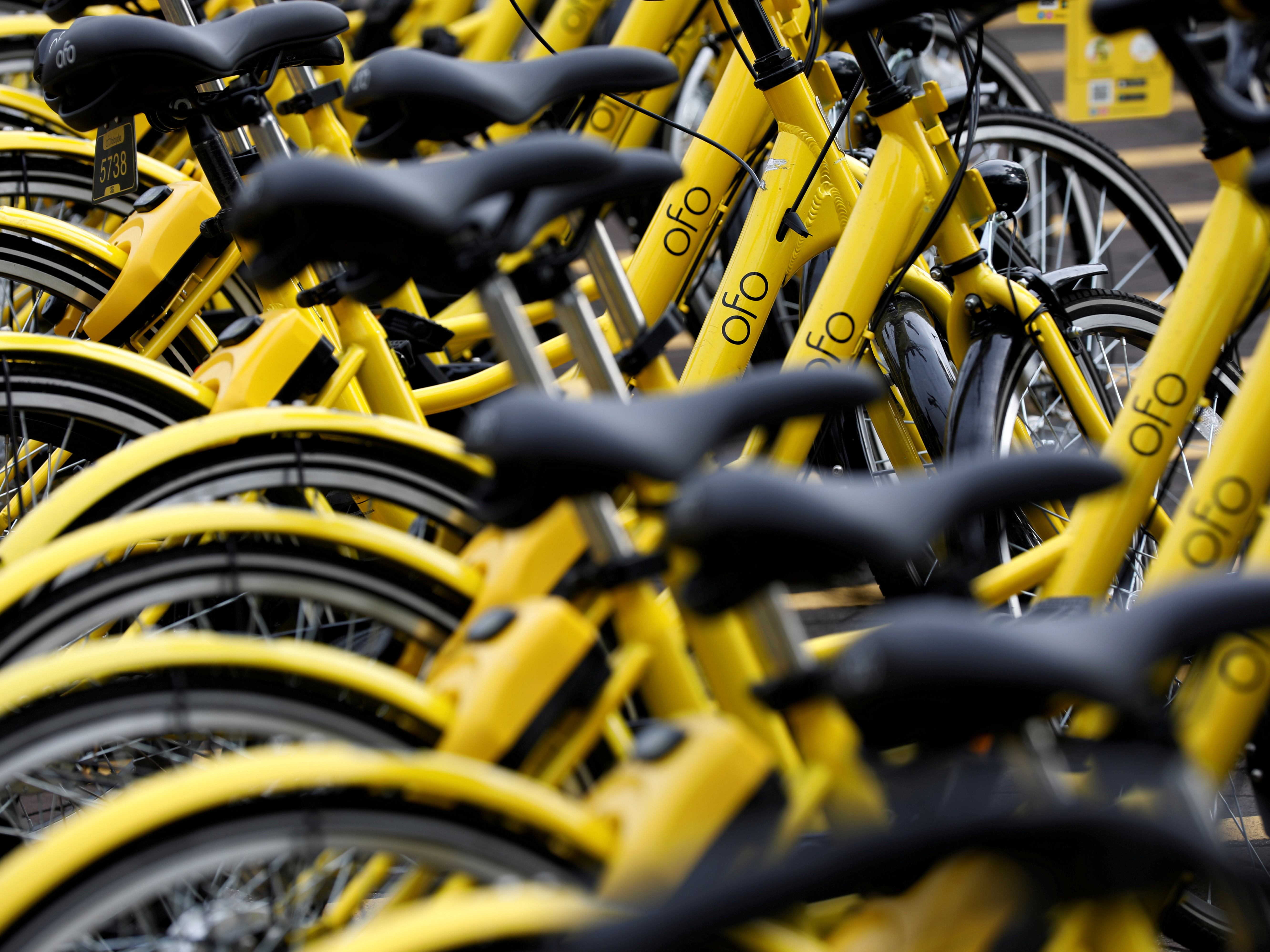 Hundreds Of Bikes Dumped At Dallas Recycling Center As Ofo Leaves ...