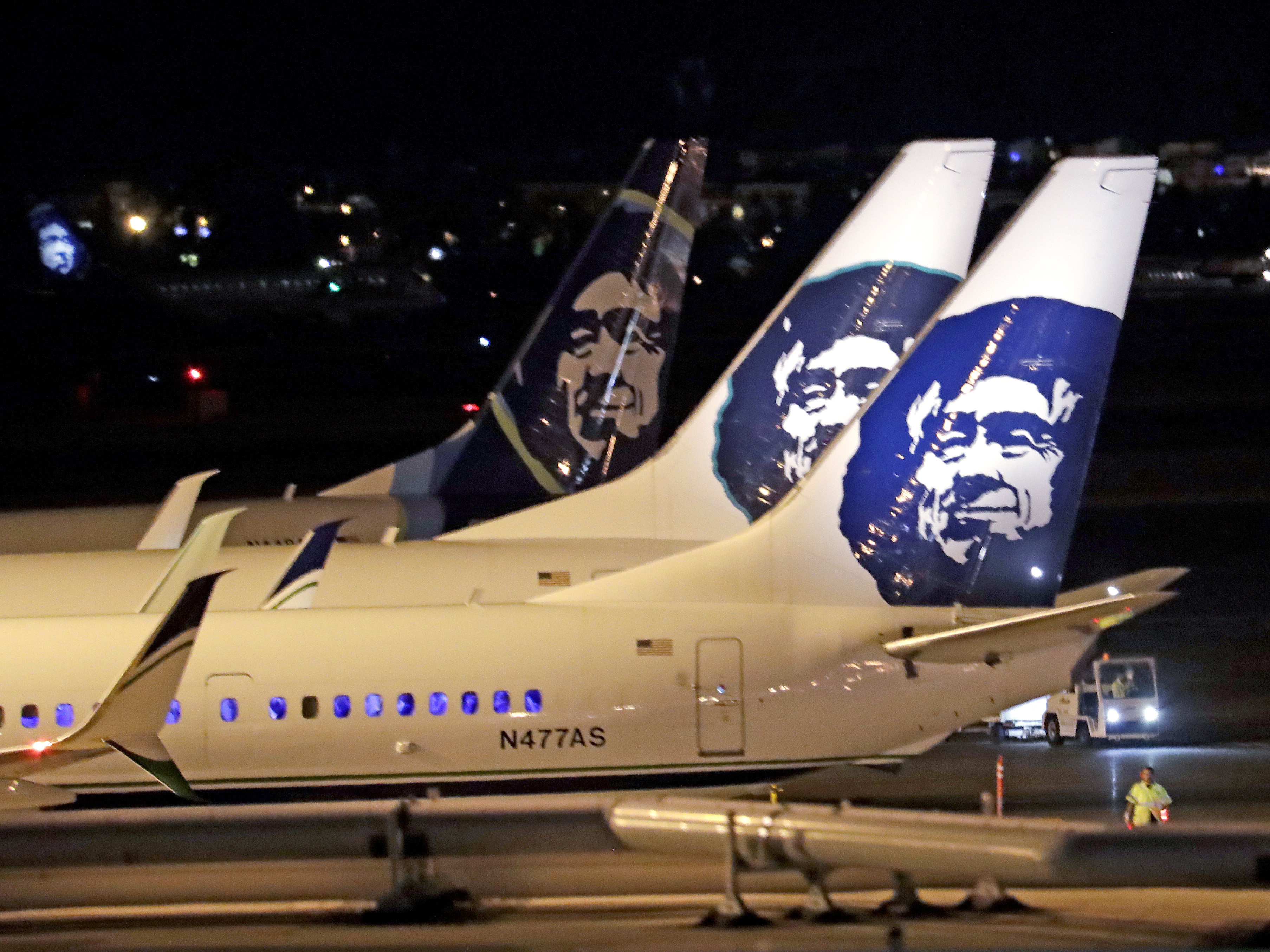 Man Steals Plane And Crashes After 'Unauthorized Takeoff' From Seattle ...