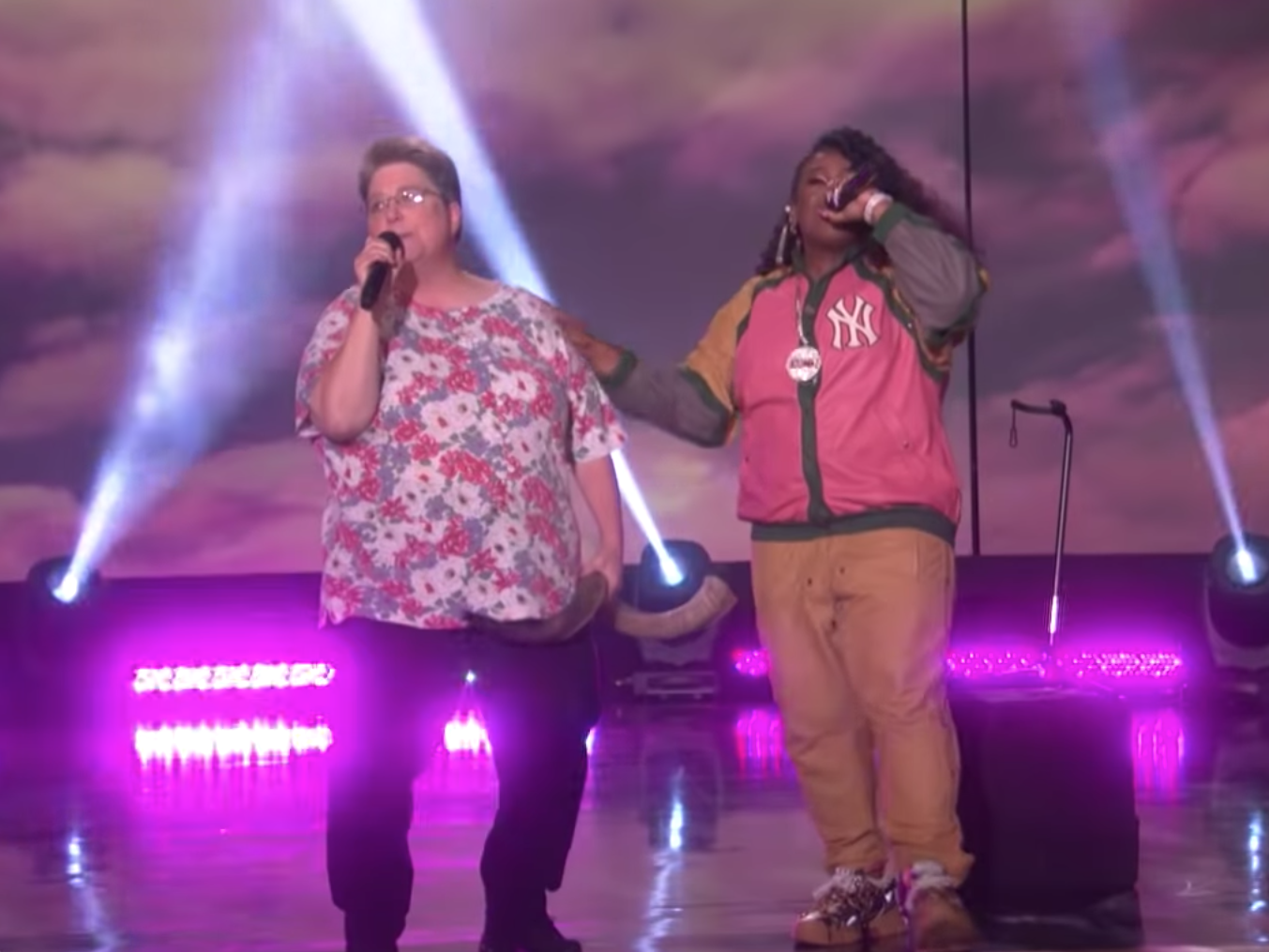 Watch: Missy Elliott Surprises 'Funky White Sister' With 'Work It' Duet ...