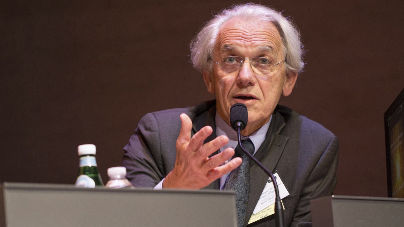 Scientists From U.S., Canada, France Split Nobel Prize In Physics For ...