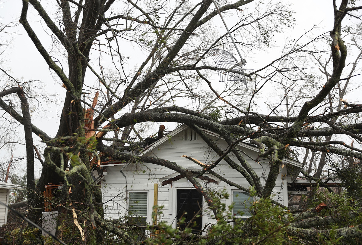 Hurricane Michael Carves Through Florida Panhandle, And Recovery Work ...