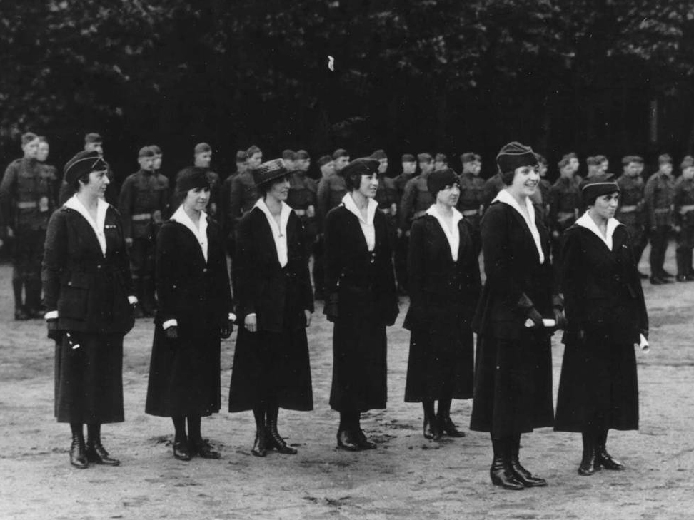 100 Years On, The 'Hello Girls' Are Recognized For World War I Heroics ...