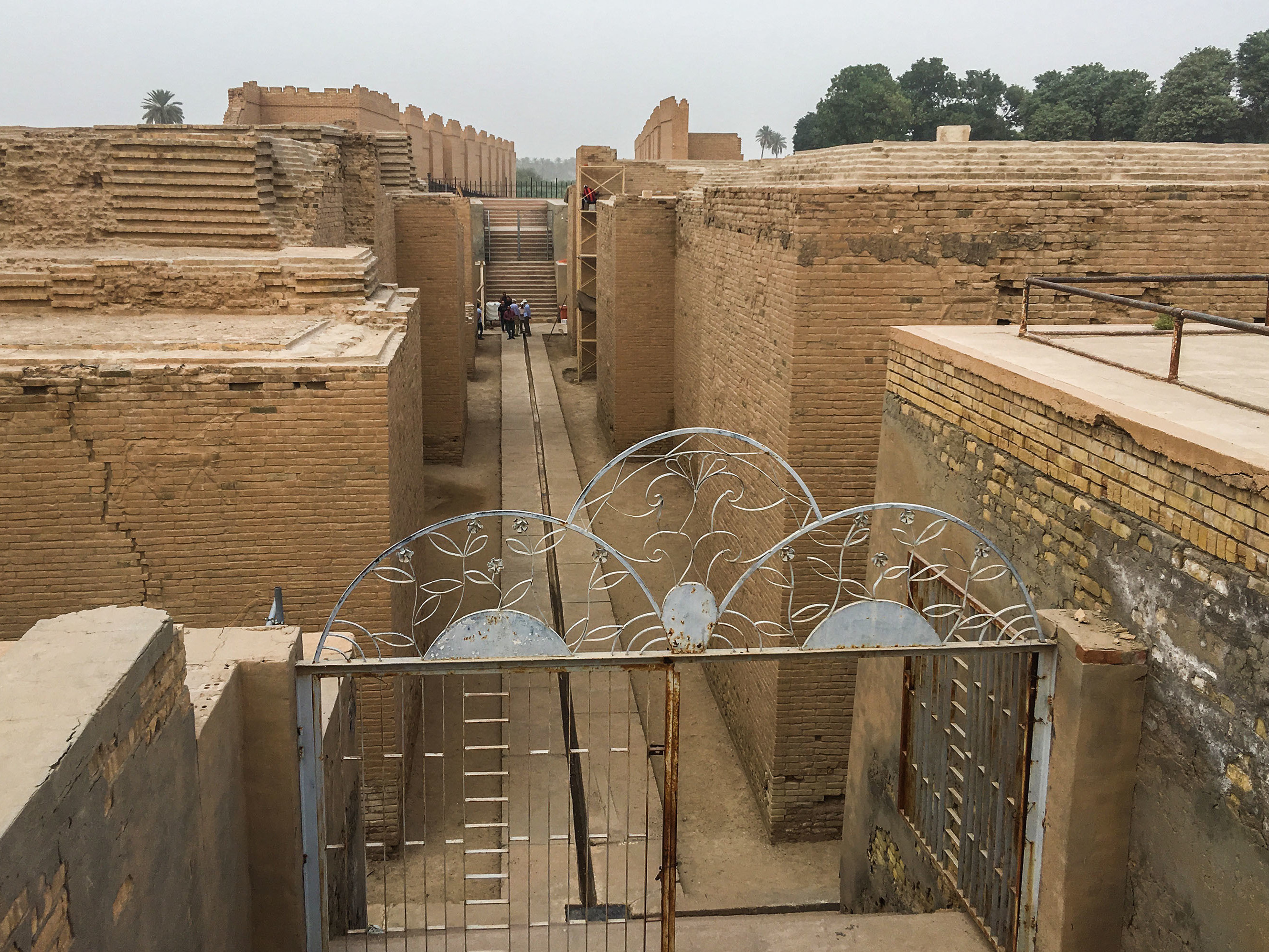 In Iraq, A Race To Protect The Crumbling Bricks Of Ancient Babylon ...