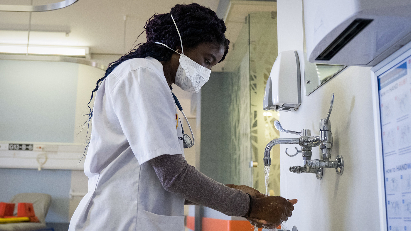 Under Pressure, U.S. Medical Schools Increase Diversity : Shots ...