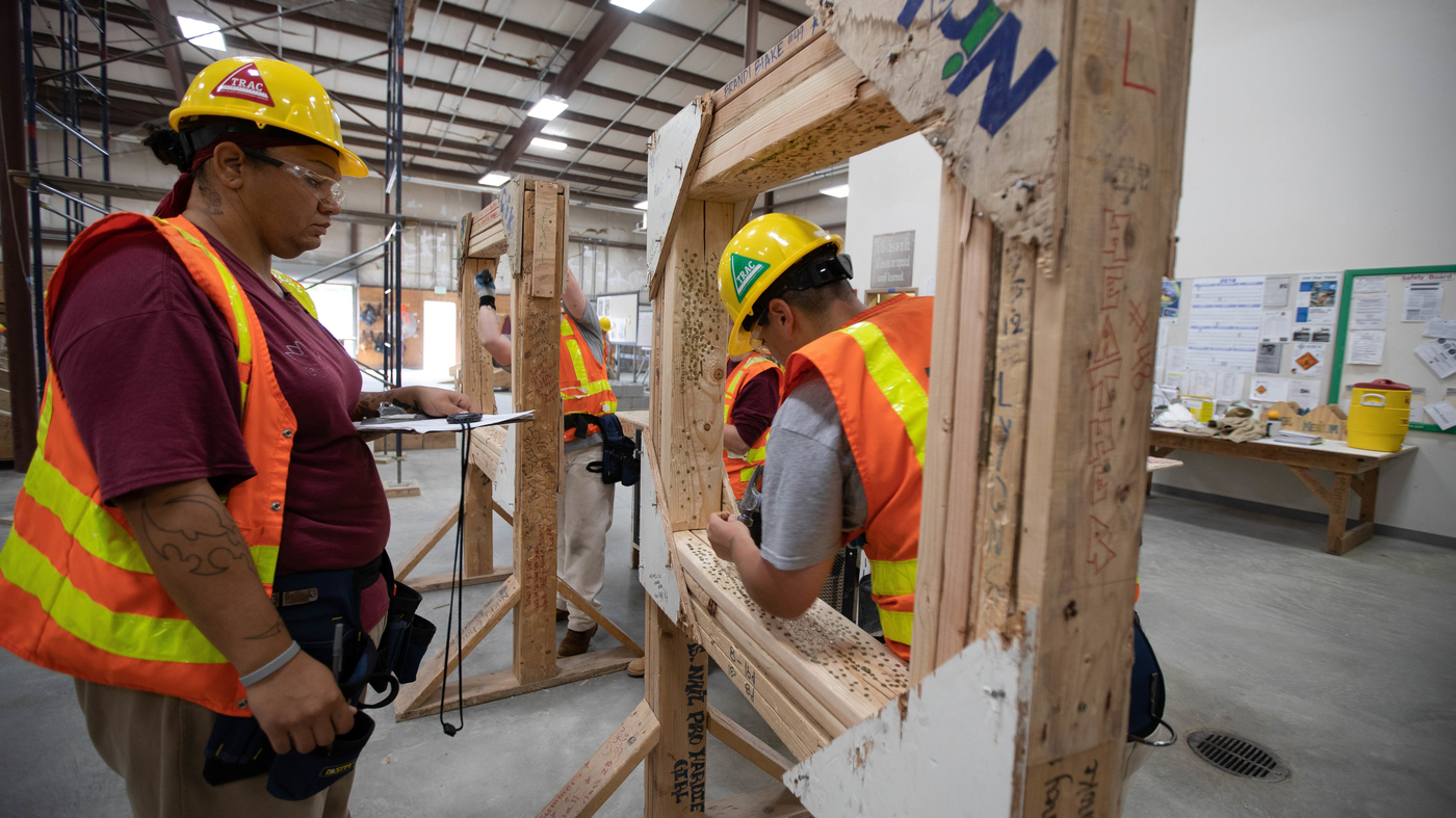 'Changing The Mindset': Female Inmates In Training For A Life After ...