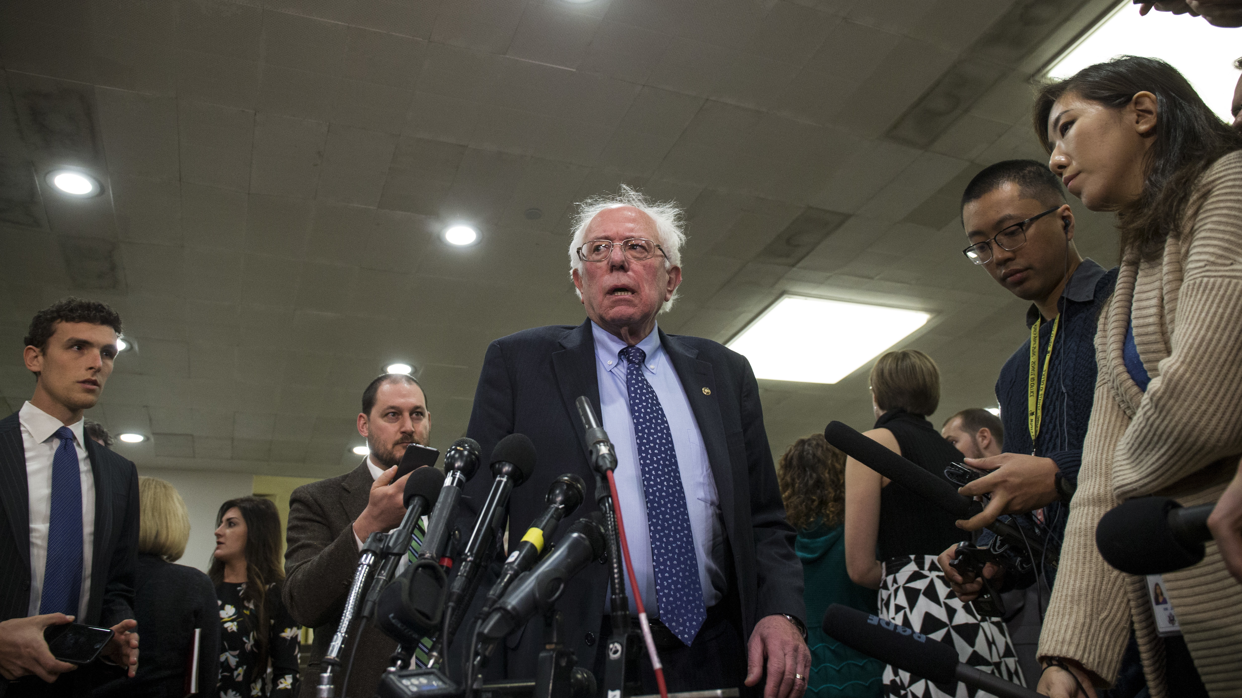 Elizabeth Warren, Bernie Sanders And The Rest Of Democrats Face New ...