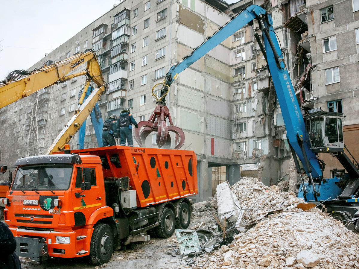 Russian Apartment Collapse Killed 39 People, Emergency Agency Says : NPR