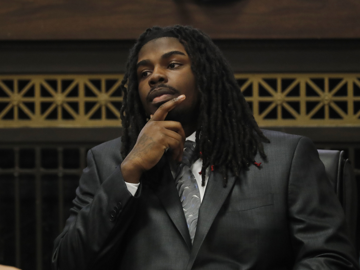 Gunman Who Fatally Shot Chicago's Hadiya Pendleton Sentenced To 84 ...