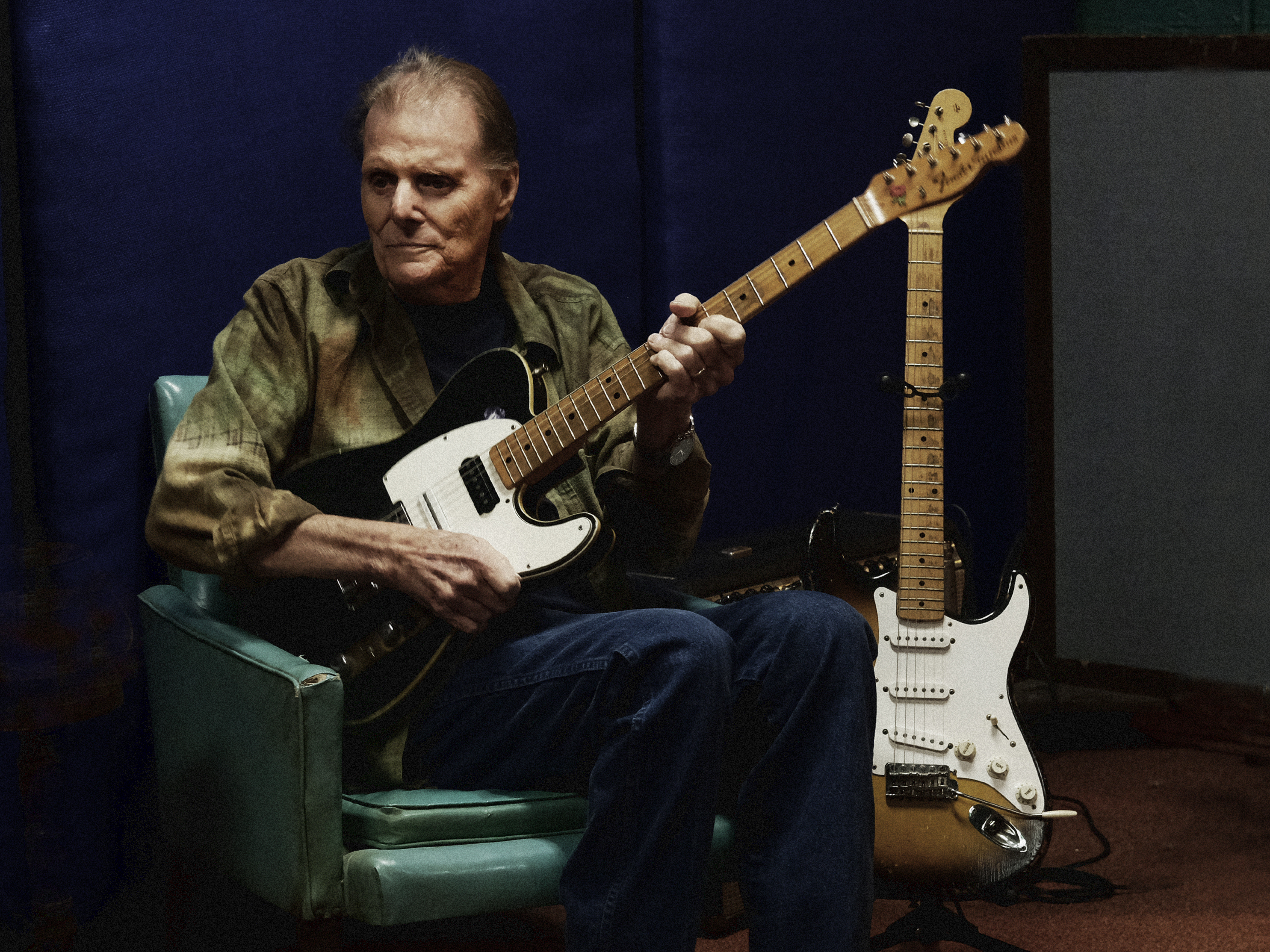 Reggie Young, Revered Studio Guitarist, Dies At 82 | NCPR News