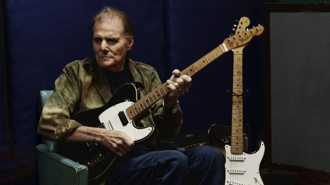 Reggie Young, Revered Studio Guitarist, Dies At 82 : NPR