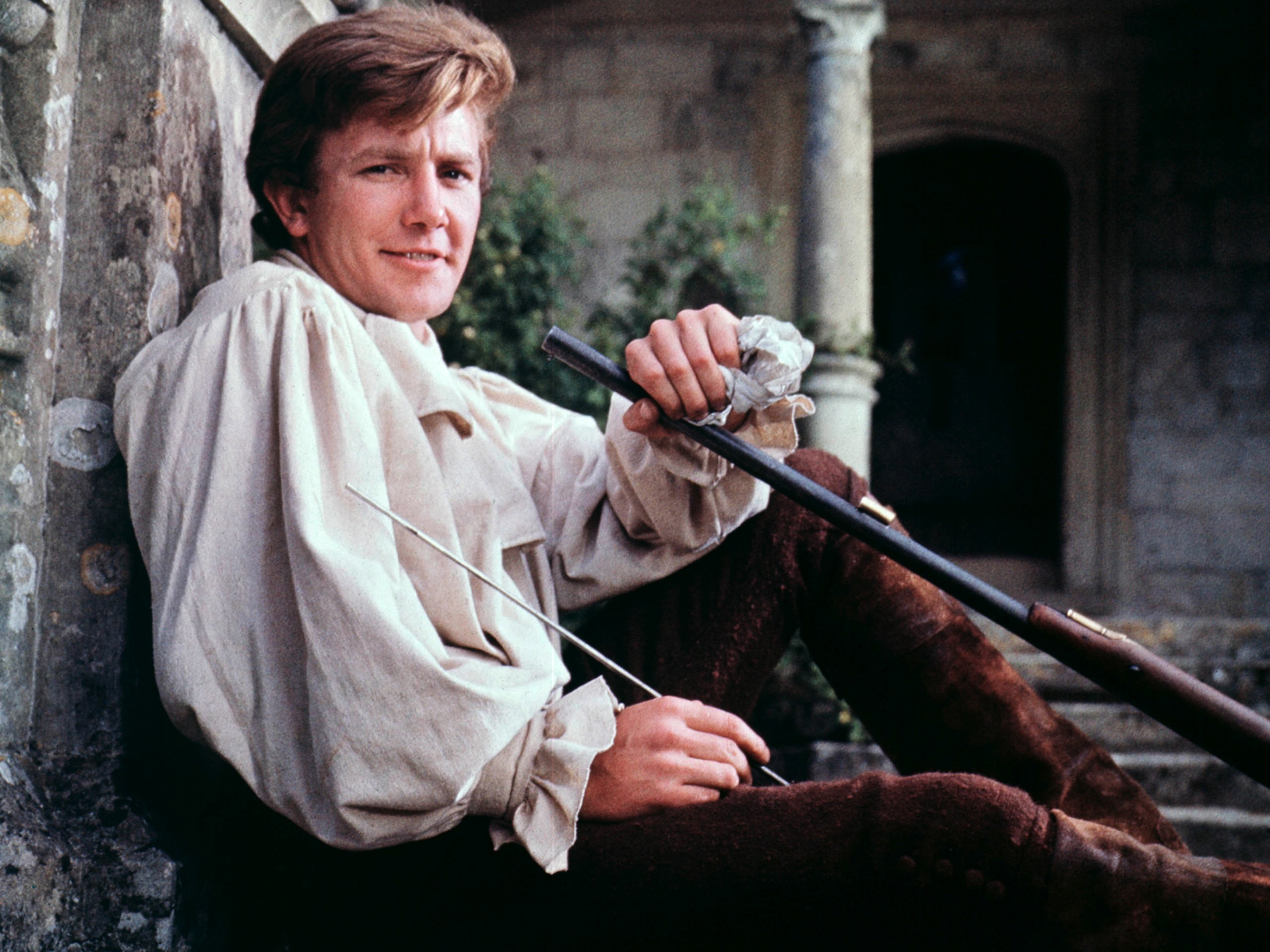 Albert Finney Who Played Tom Jones Daddy Warbucks And Hamlet Dies At 82 Ncpr News