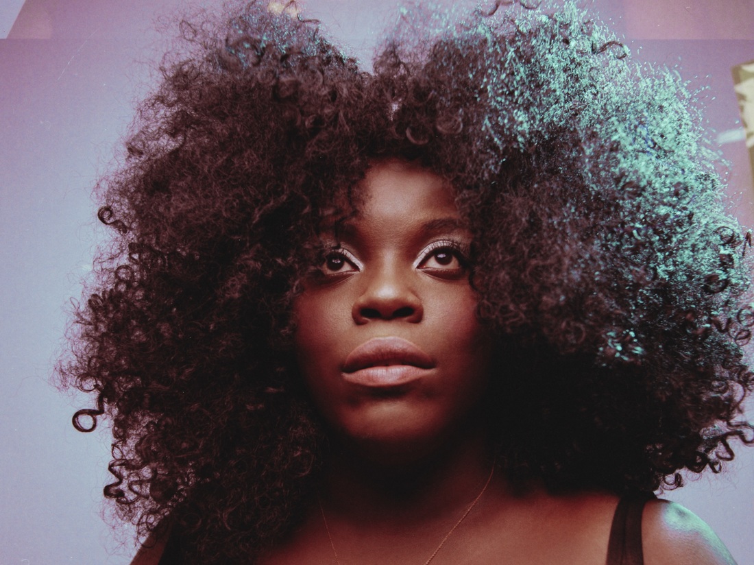 British Singer Yola Combines Grit And Softness On Debut Americana Album ...