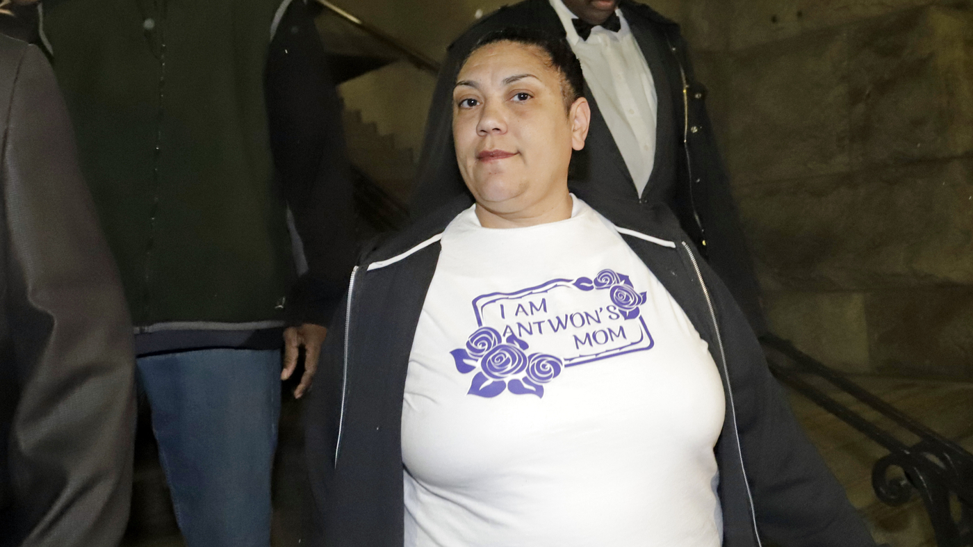 Pennsylvania Jury Acquits White Police Officer In Fatal Shooting Of ...