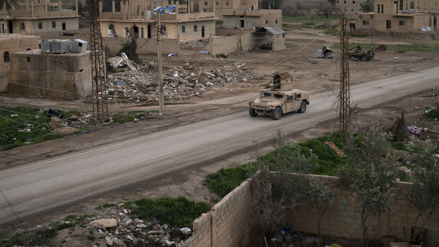 With The Collapse Of The ISIS 'Caliphate,' A Camera Lens Lingers On ...