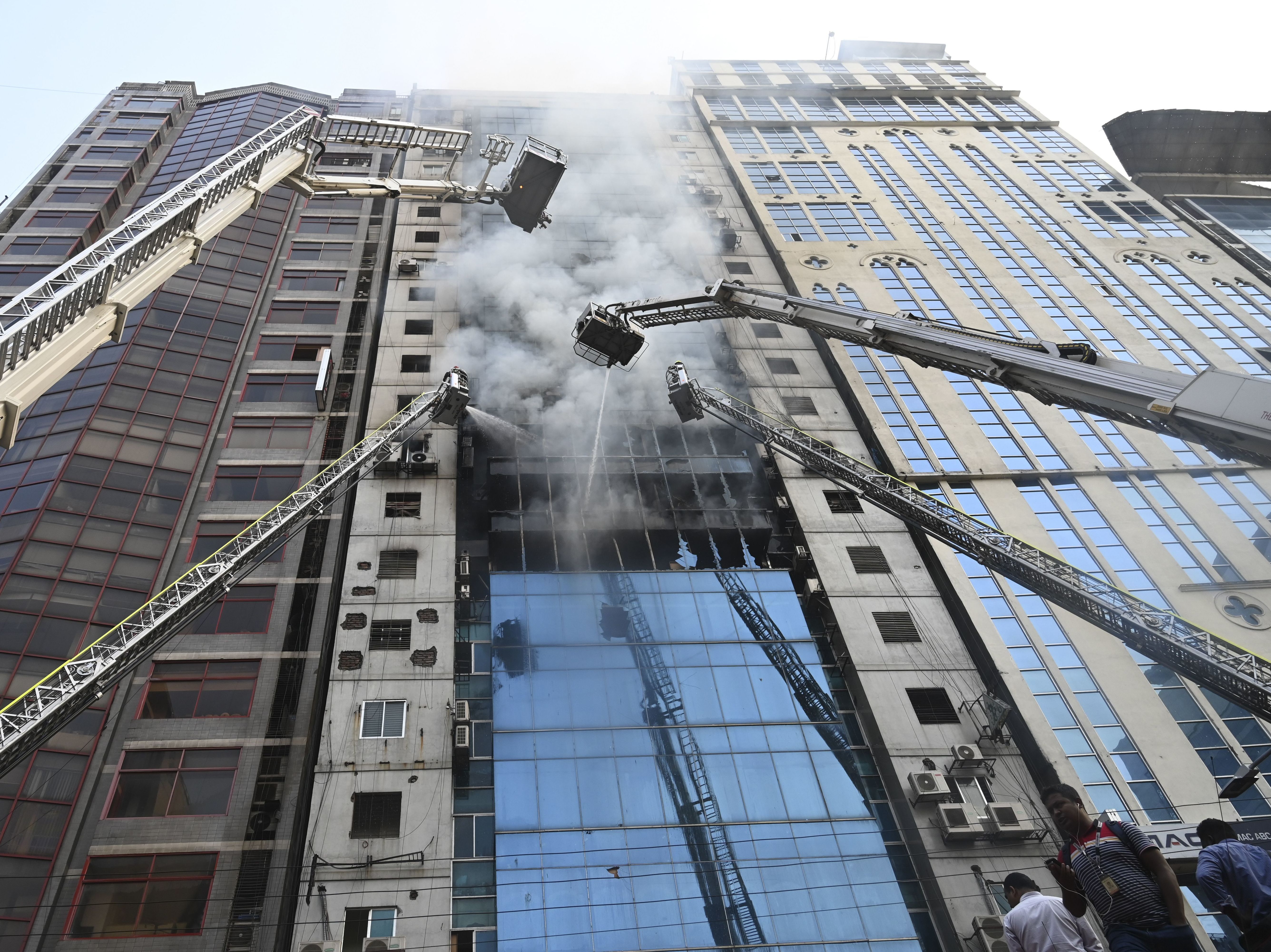 High-Rise Fire Kills At Least 6, Creates Panic In Bangladesh Capital ...