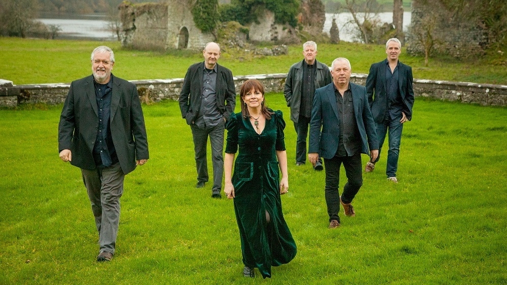 Dervish Celebrates Tradition With New Album 'The Great Irish Songbook ...