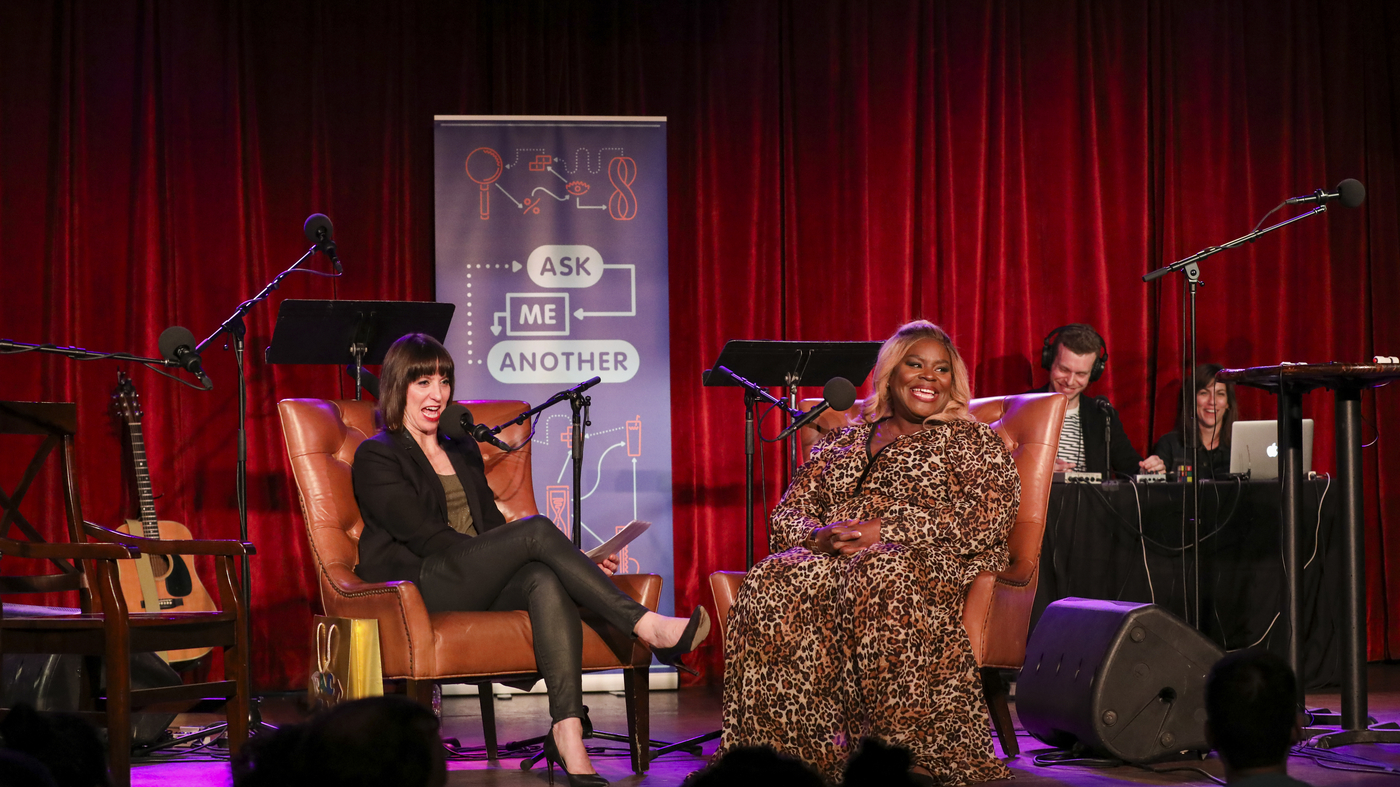 Retta: Tweet Yo' Self : NPR