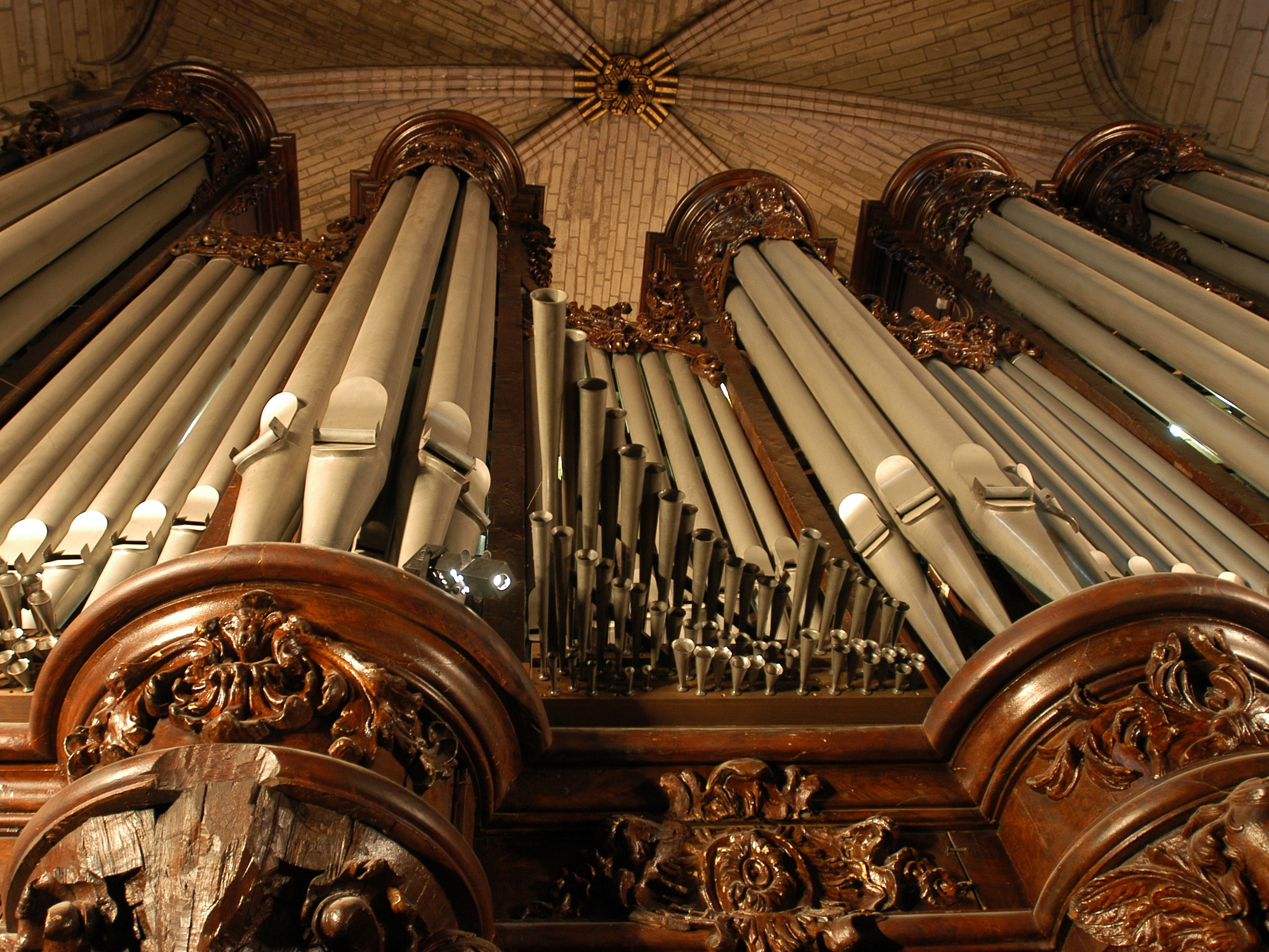 After The Flames, Notre Dame's Centuries-Old Organ May Never Be The ...