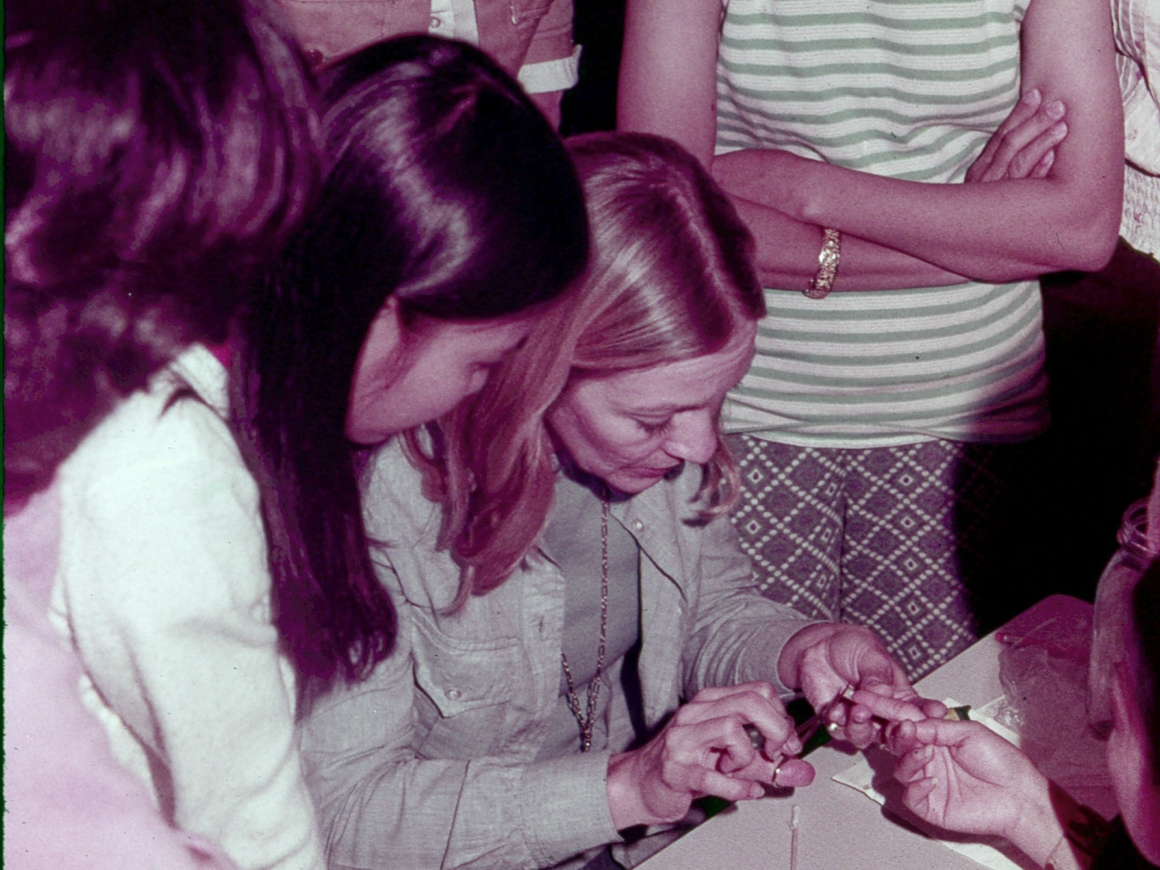 How Vietnamese Americans Took Over The Nails Business: A Documentary ...