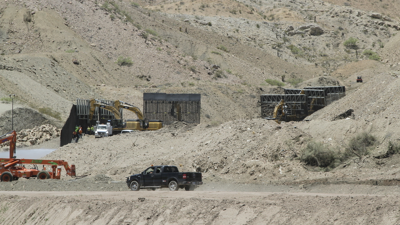 Team Behind Privately Funded Border Wall Reveals Project Near ...