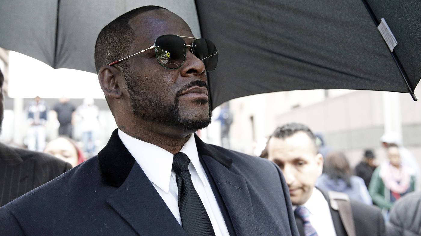 R. Kelly Facing New Charges Is 'Too Little, Too Late,' Jim DeRogatis ...