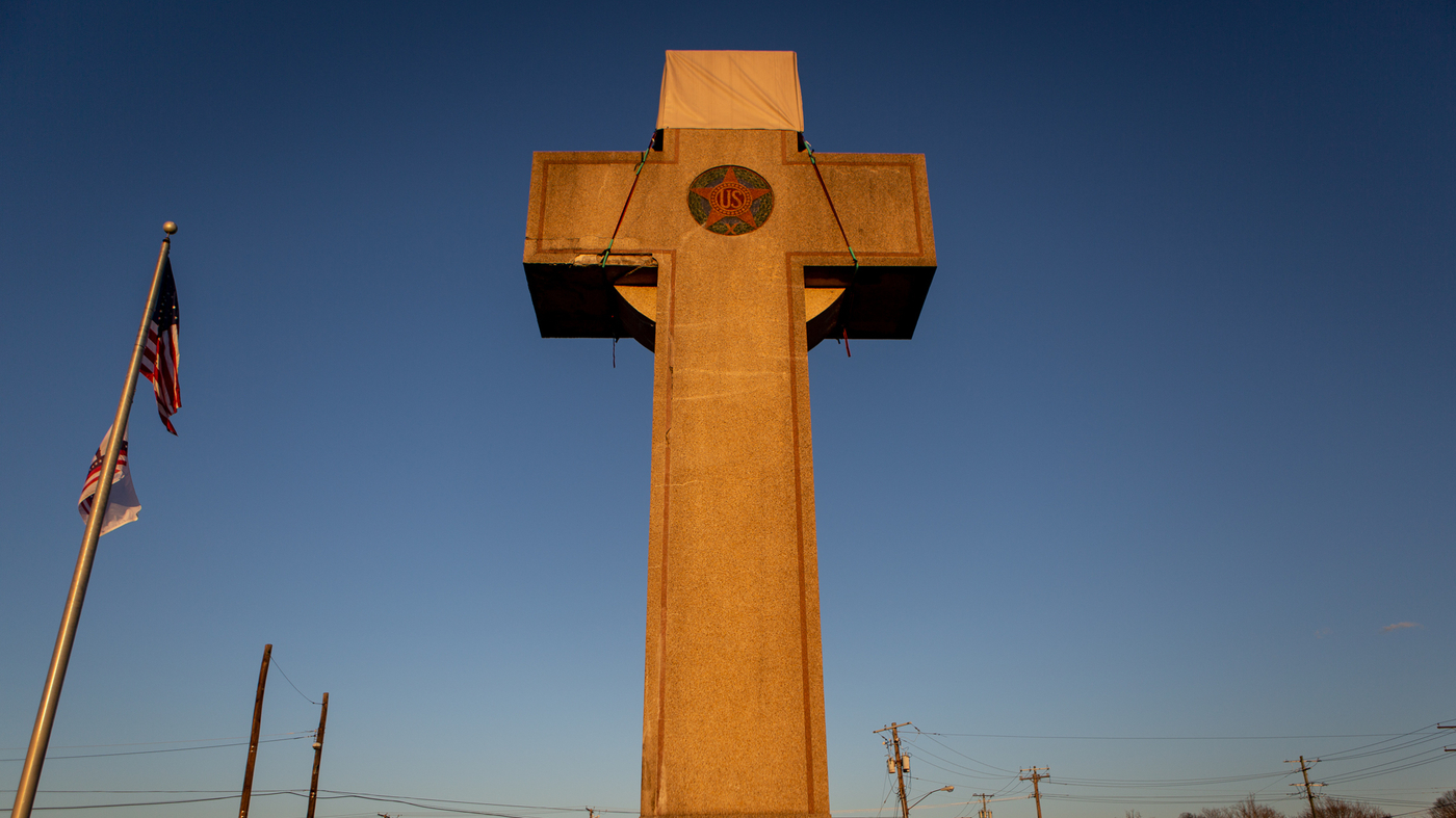 Supreme Court Cross Case: Memorial Can Stand On Public Land : NPR