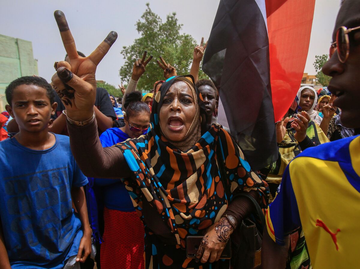 Sudan Protests: 7 People Killed, Hundreds Injured Amid Pro-Democracy ...