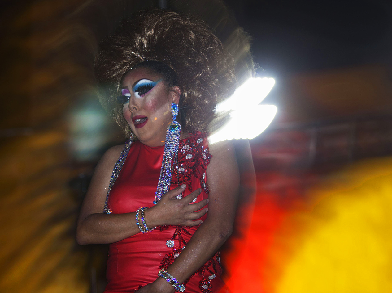 Navajo Nation's LGBTQ Pride Event Celebrates A Return To The Culture's ...