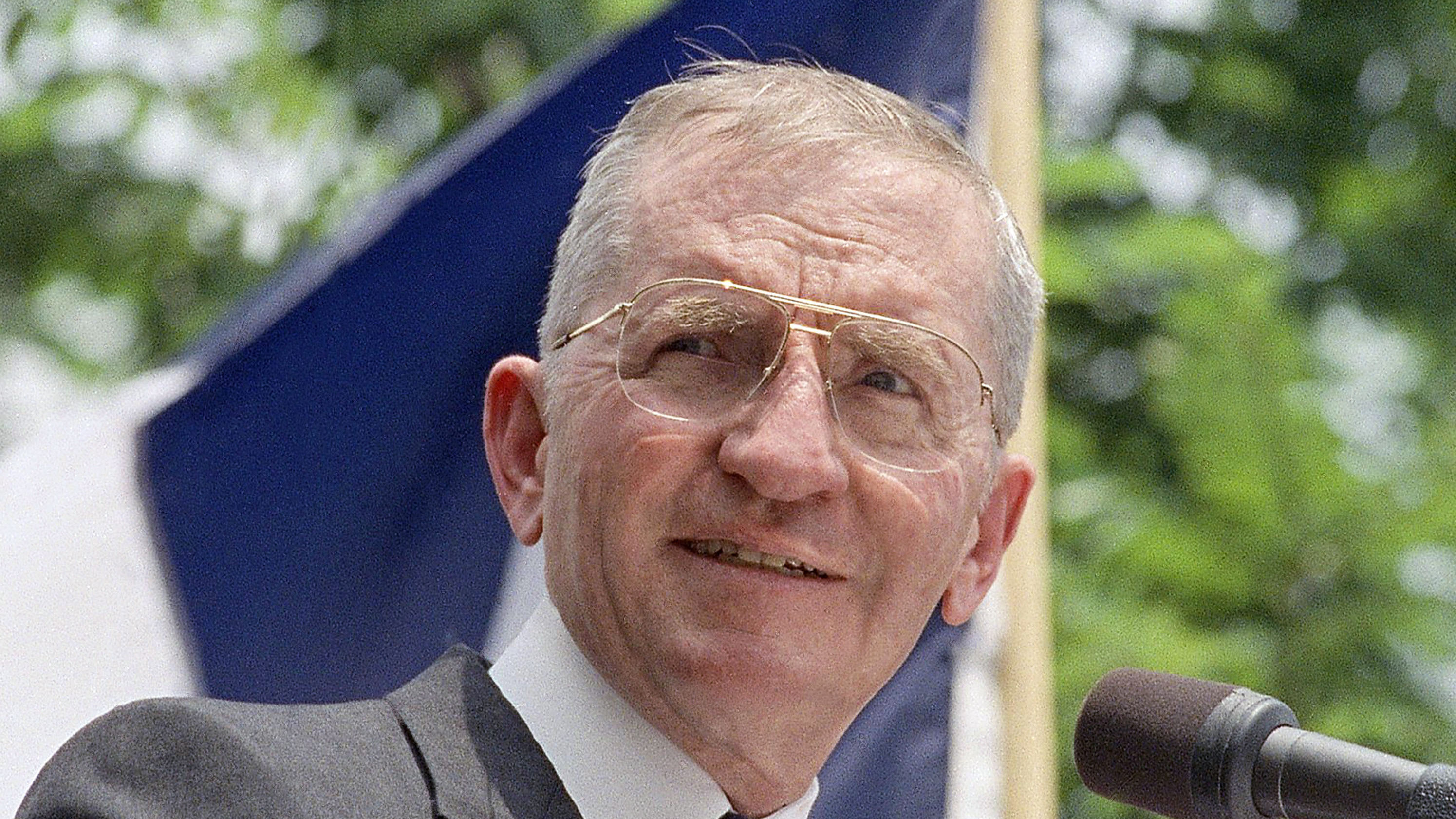 Ross Perot Dies At 89, Was Billionaire And Presidential Candidate : NPR