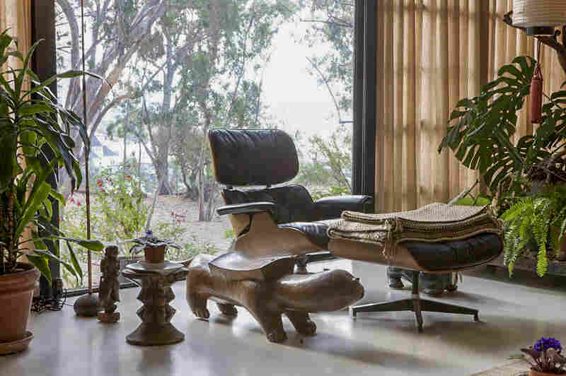 Charles And Ray Eames Made Life Better By Design — Their Home Was No ...
